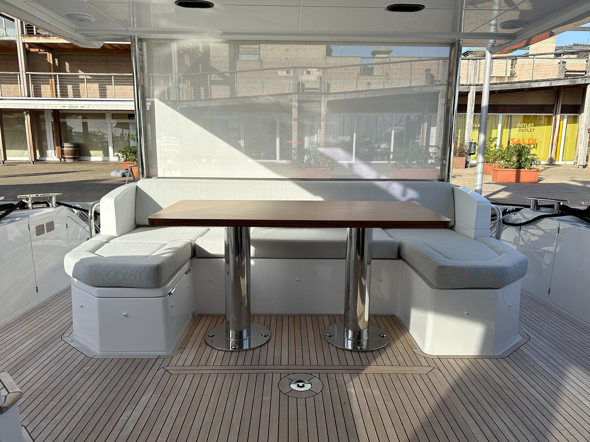 2024 Azimut 60 fly Flybridge for sale - YachtWorld