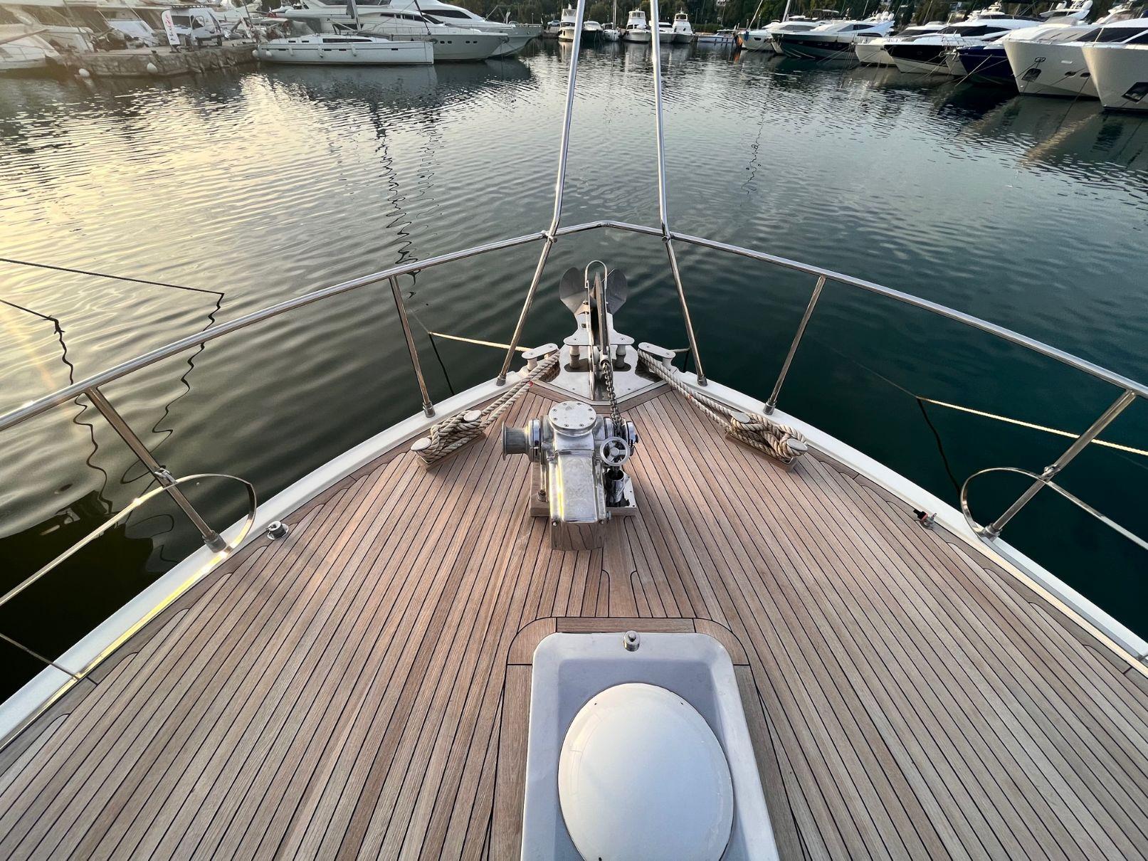 1990 Sanlorenzo 57 Fly Motor Yachts for sale - YachtWorld