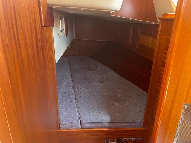 2003 Hallberg-Rassy 34 Sloop for sale - YachtWorld