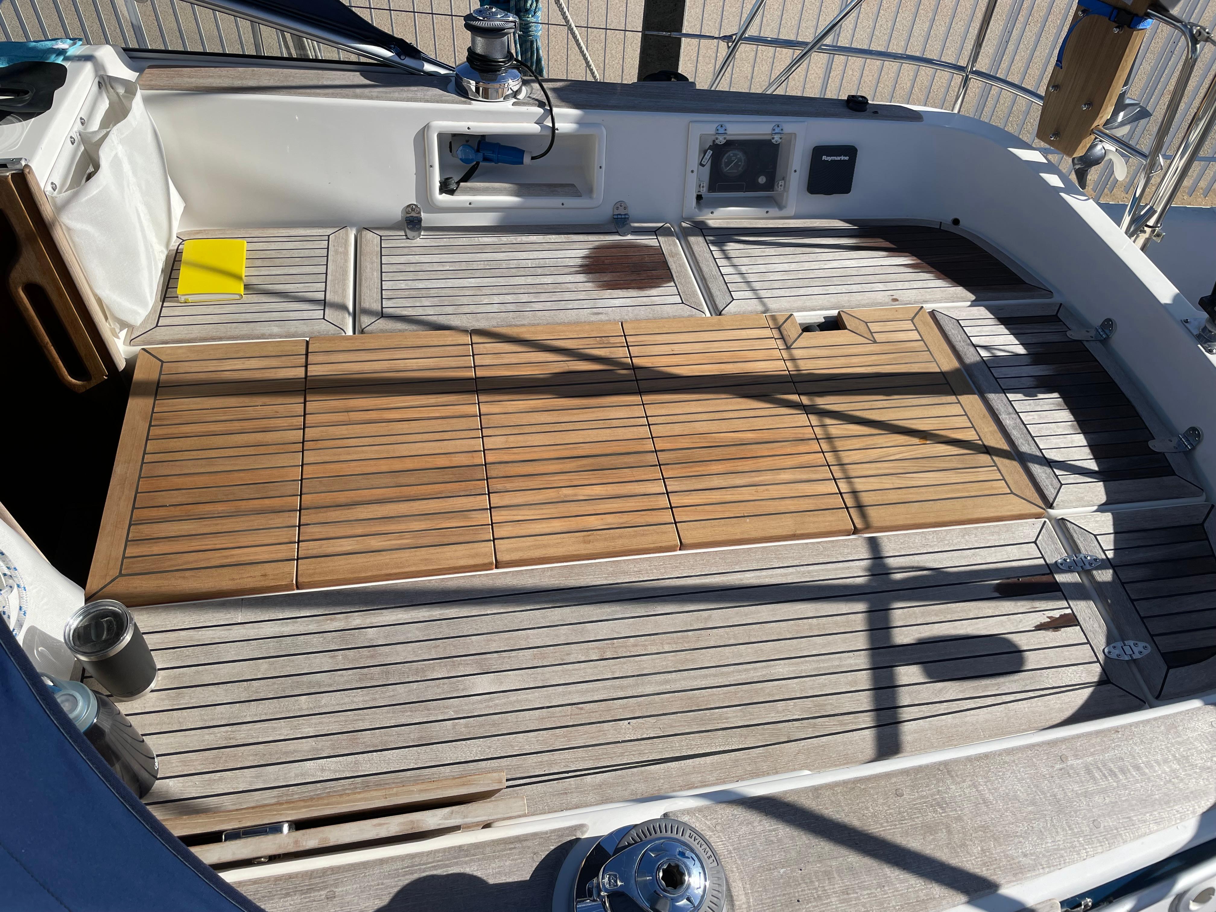 2003 Hallberg-Rassy 34 Cruiser for sale - YachtWorld