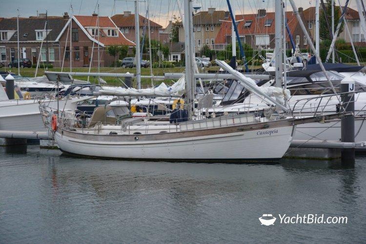 Hans Christian 38t | 1981 | 15m | Boatshop24