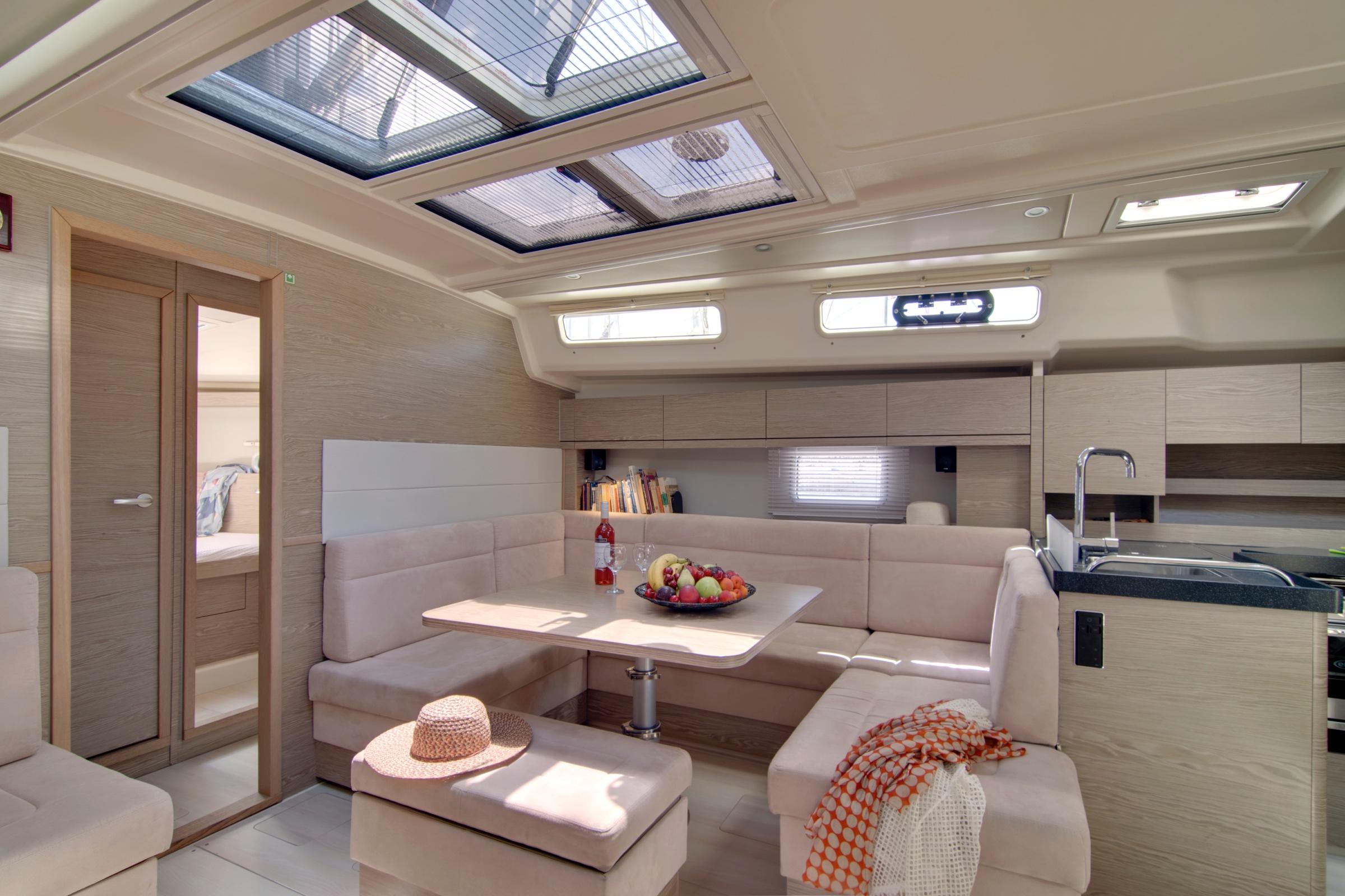 2019 Hanse 458 Sloop for sale - YachtWorld