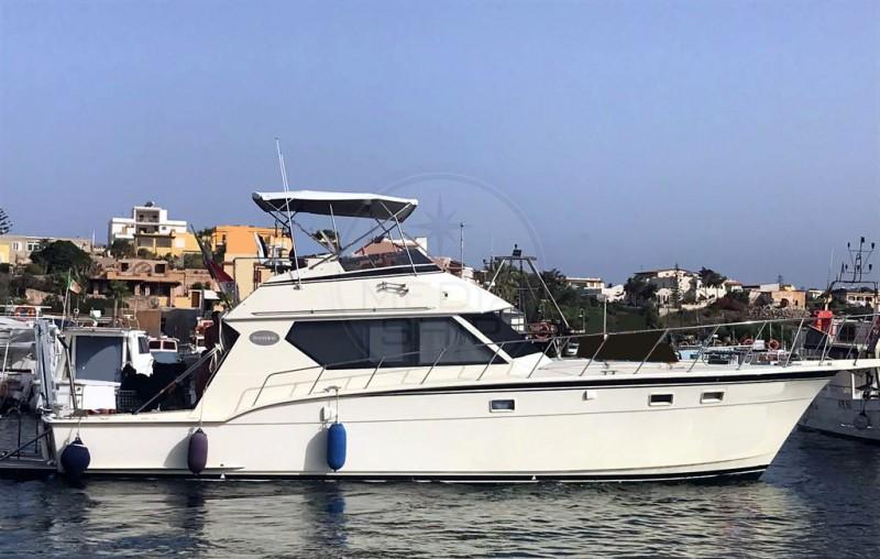 Used 1988 Hatteras 45 - Cuneo | YachtFocus