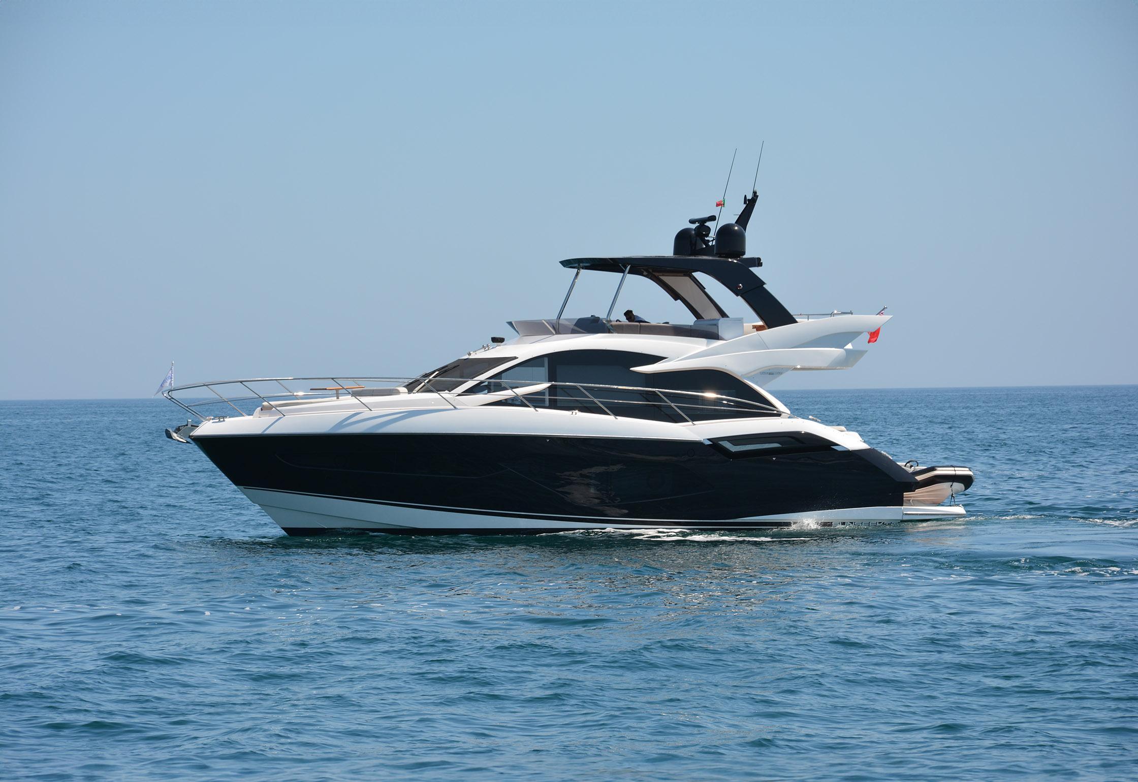 Sunseeker Manhattan 55 | 2021 | 17m | Boatshop24