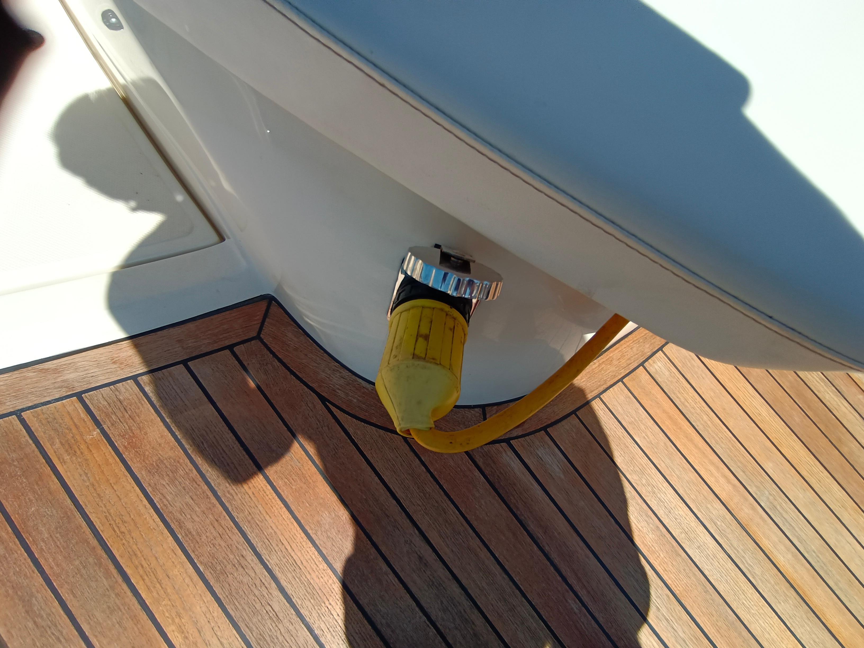 2021 Invictus 280 GT Bowrider for sale - YachtWorld