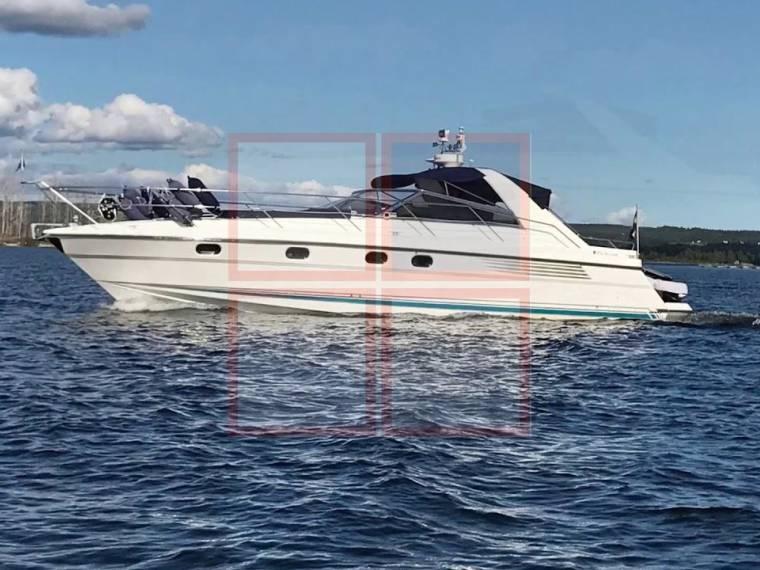 1992 Fairline FAIRLINE Targa 42 Deck for sale - YachtWorld