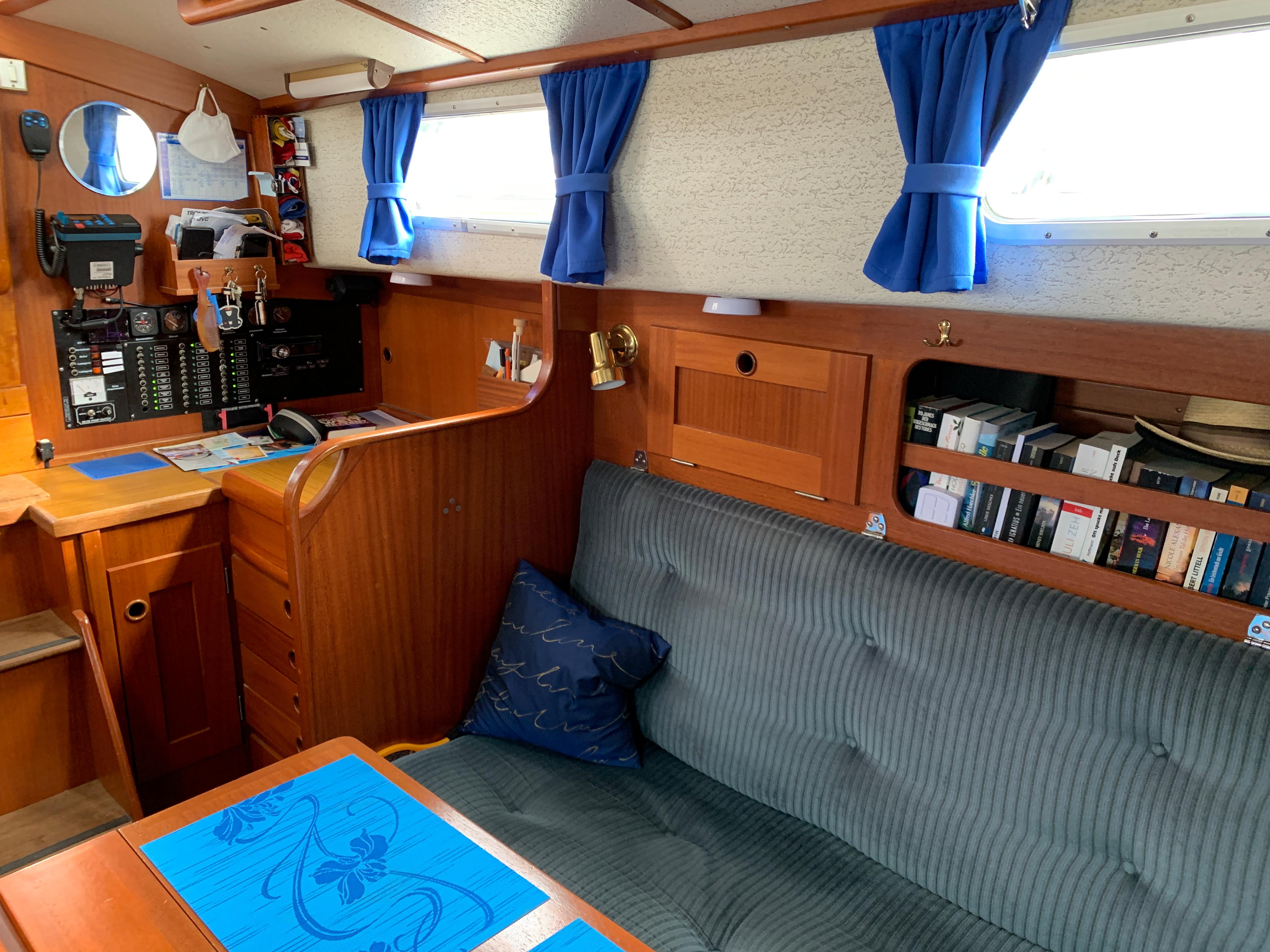 1989 Hallberg-Rassy 94 Motorsailer for sale - YachtWorld