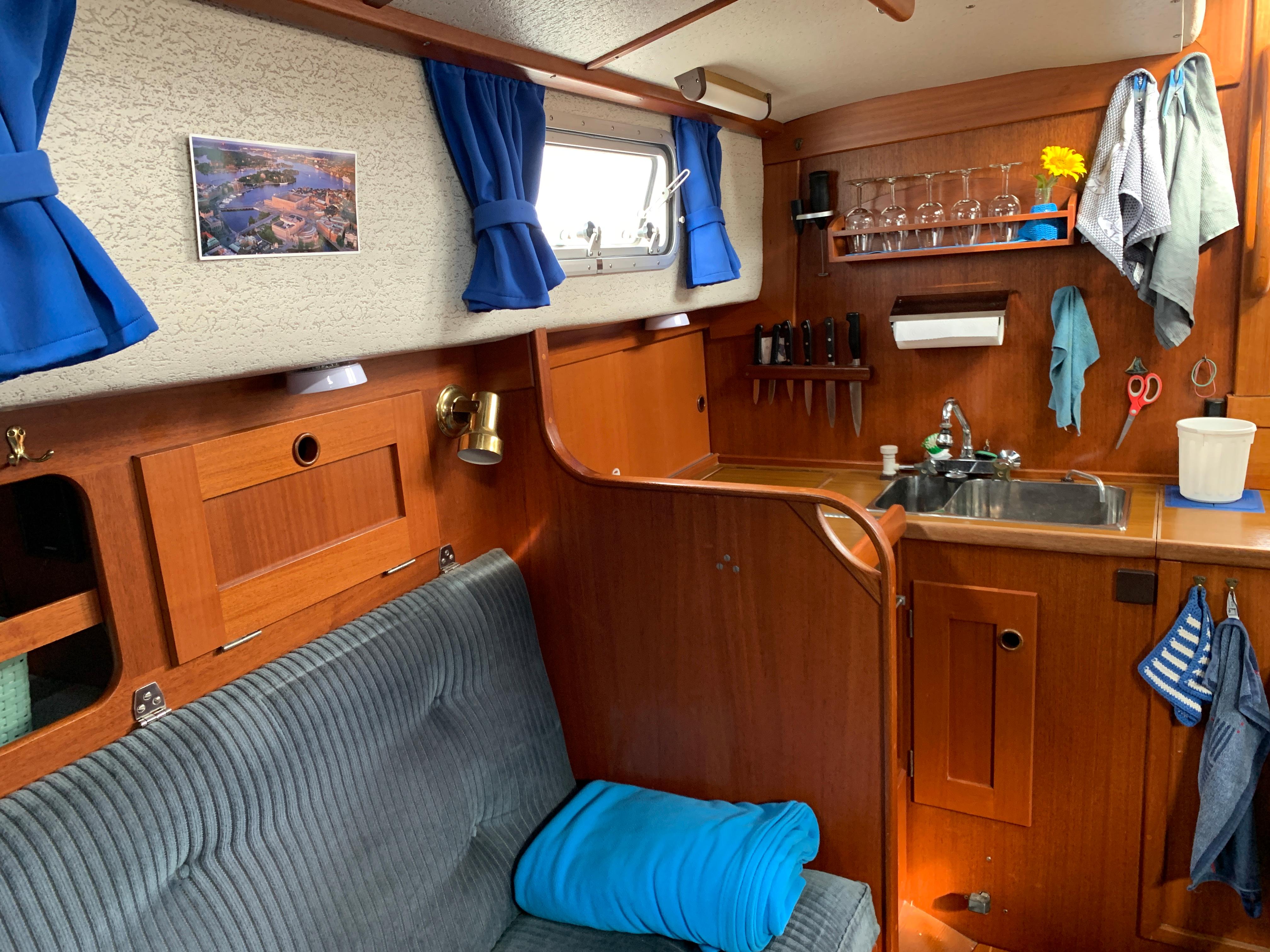 1989 Hallberg-Rassy 94 Motorsailer for sale - YachtWorld