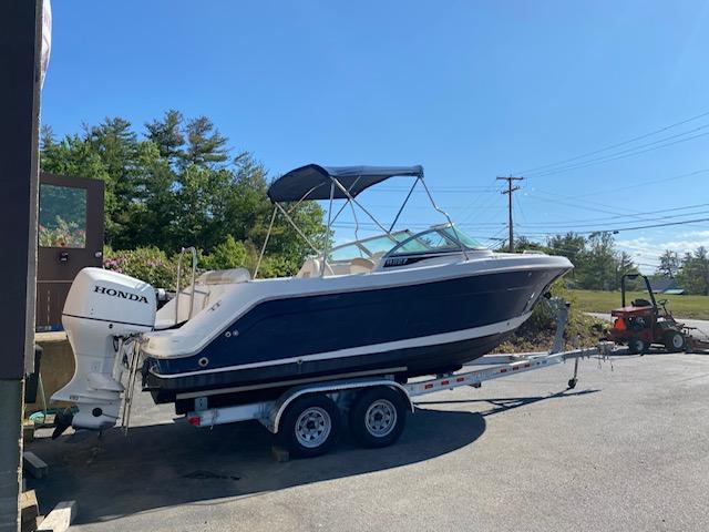 2014 Robalo R227 Dual Console for sale - YachtWorld