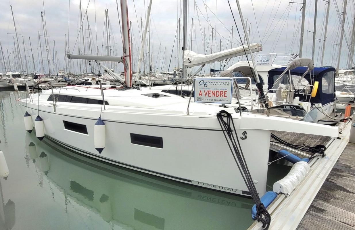 Used Beneteau Oceanis 34.1 in 56 - Morbihan - iNautia