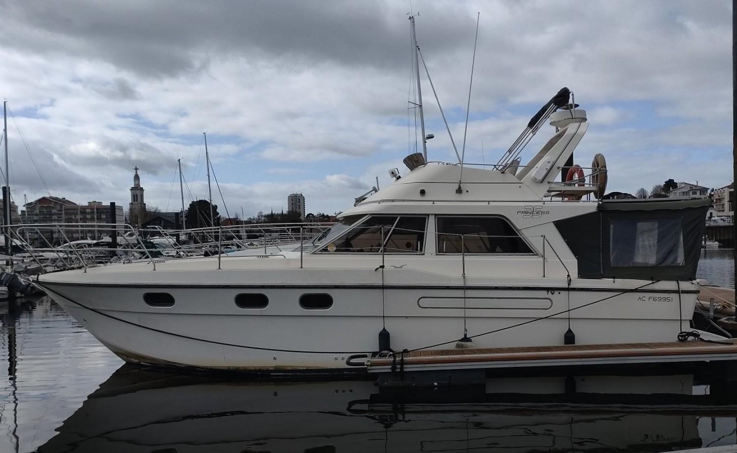 Princess 35 Fly | 1987 | 10m - 33 - Gironde | Boatshop24