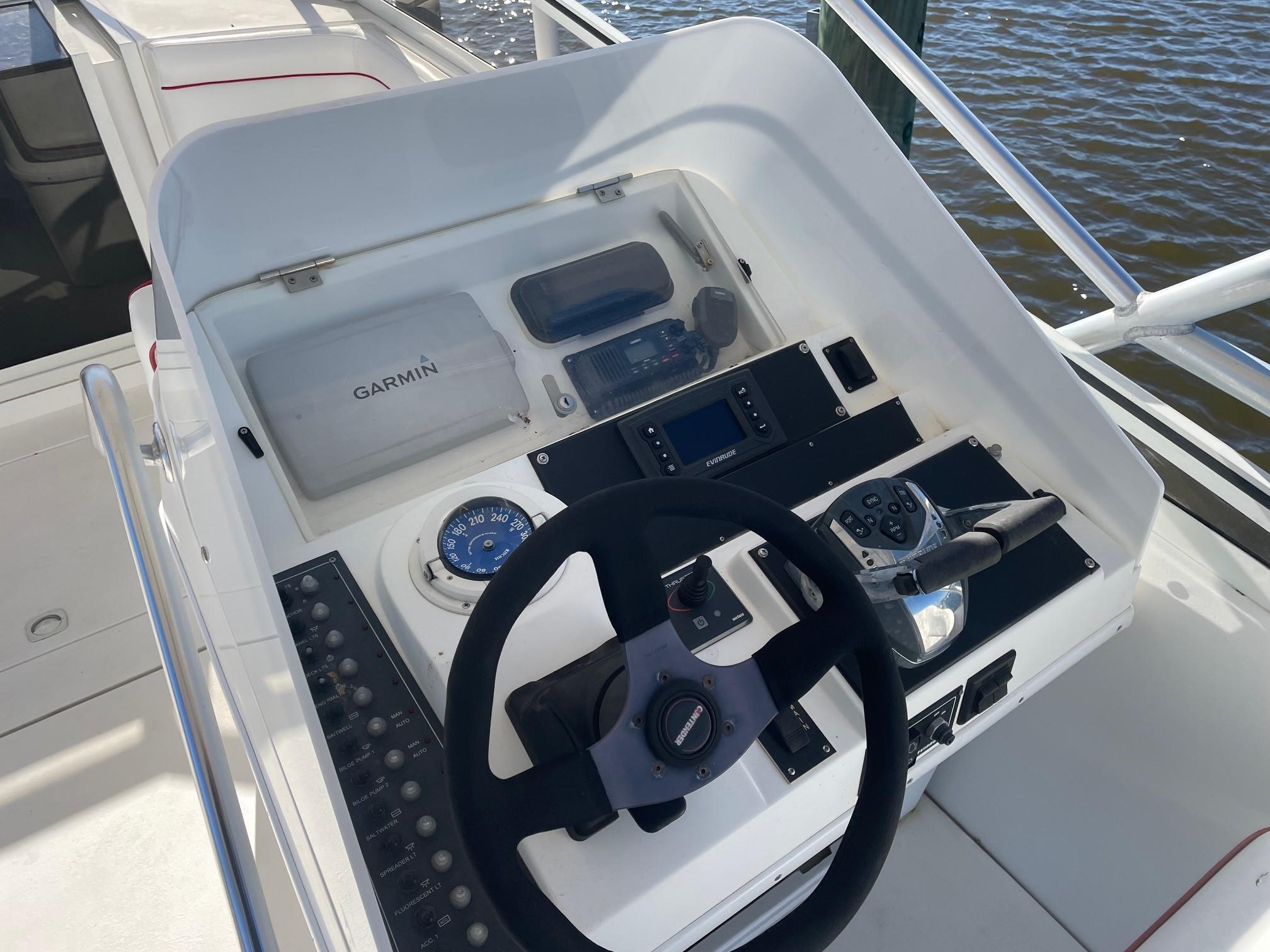 1999 Contender 35 Express Express Cruiser for sale - YachtWorld