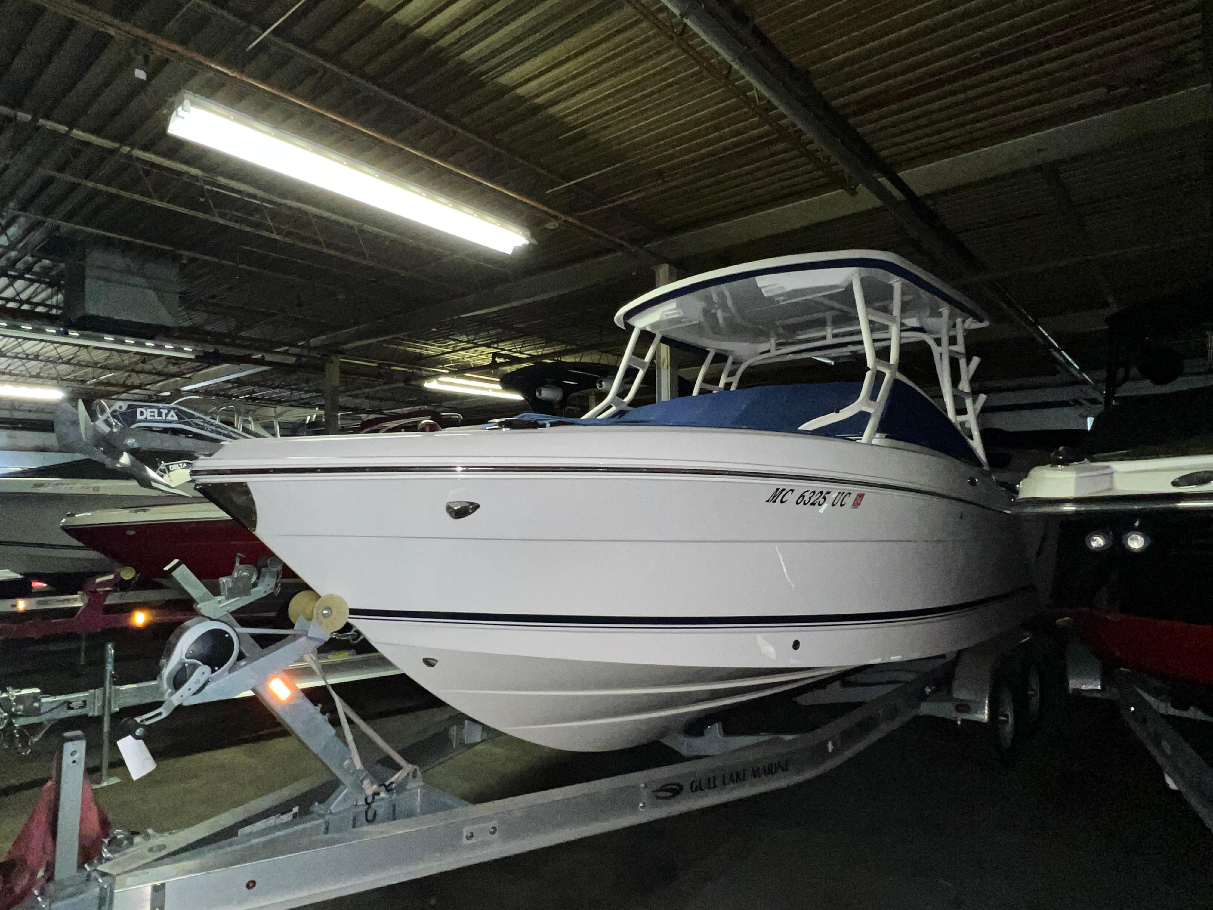 2017 Robalo R247 Dual Console Dual Console for sale - YachtWorld