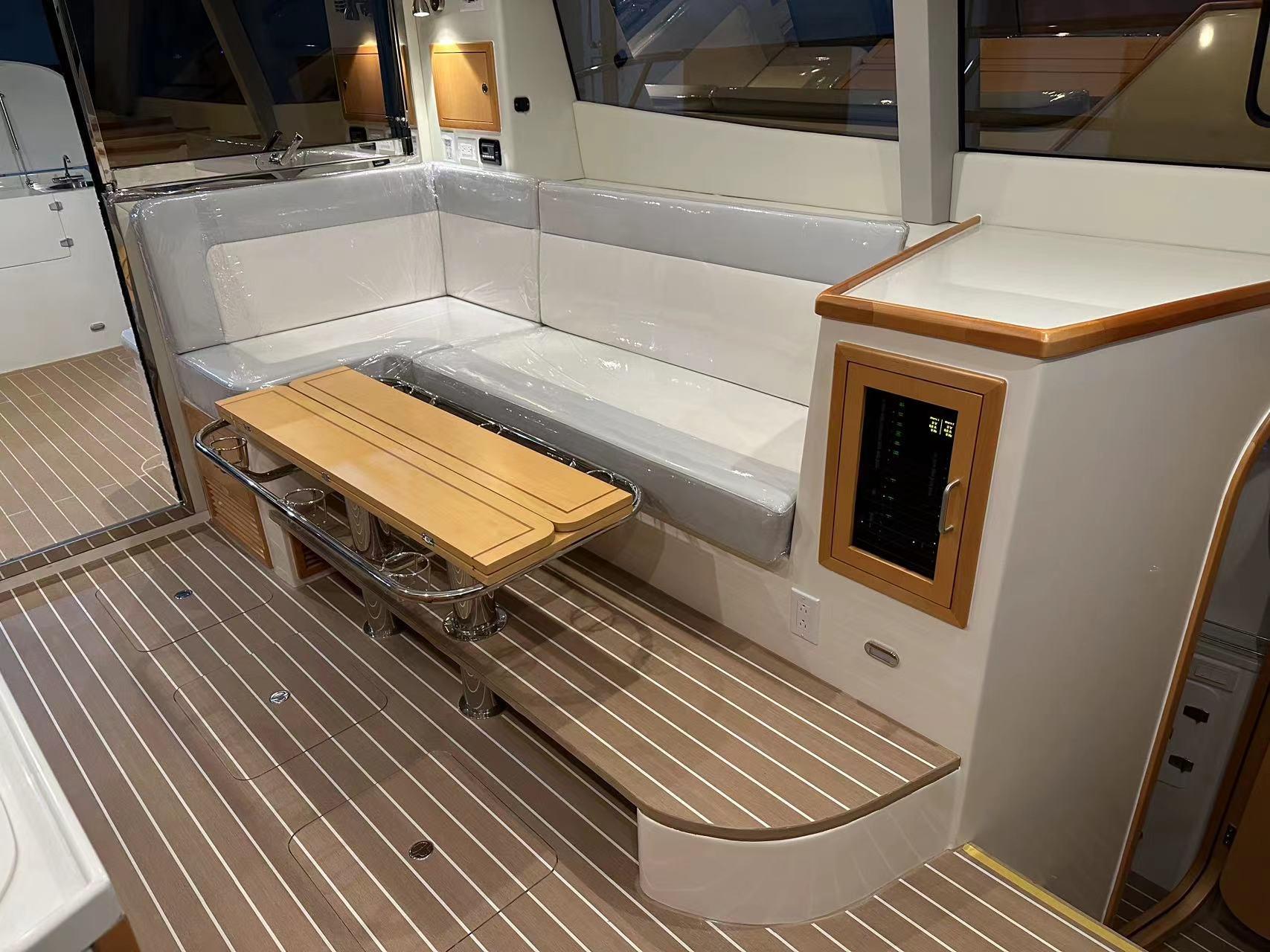 2025 ArrowCat 420 Flybridge Power Catamaran for sale - YachtWorld