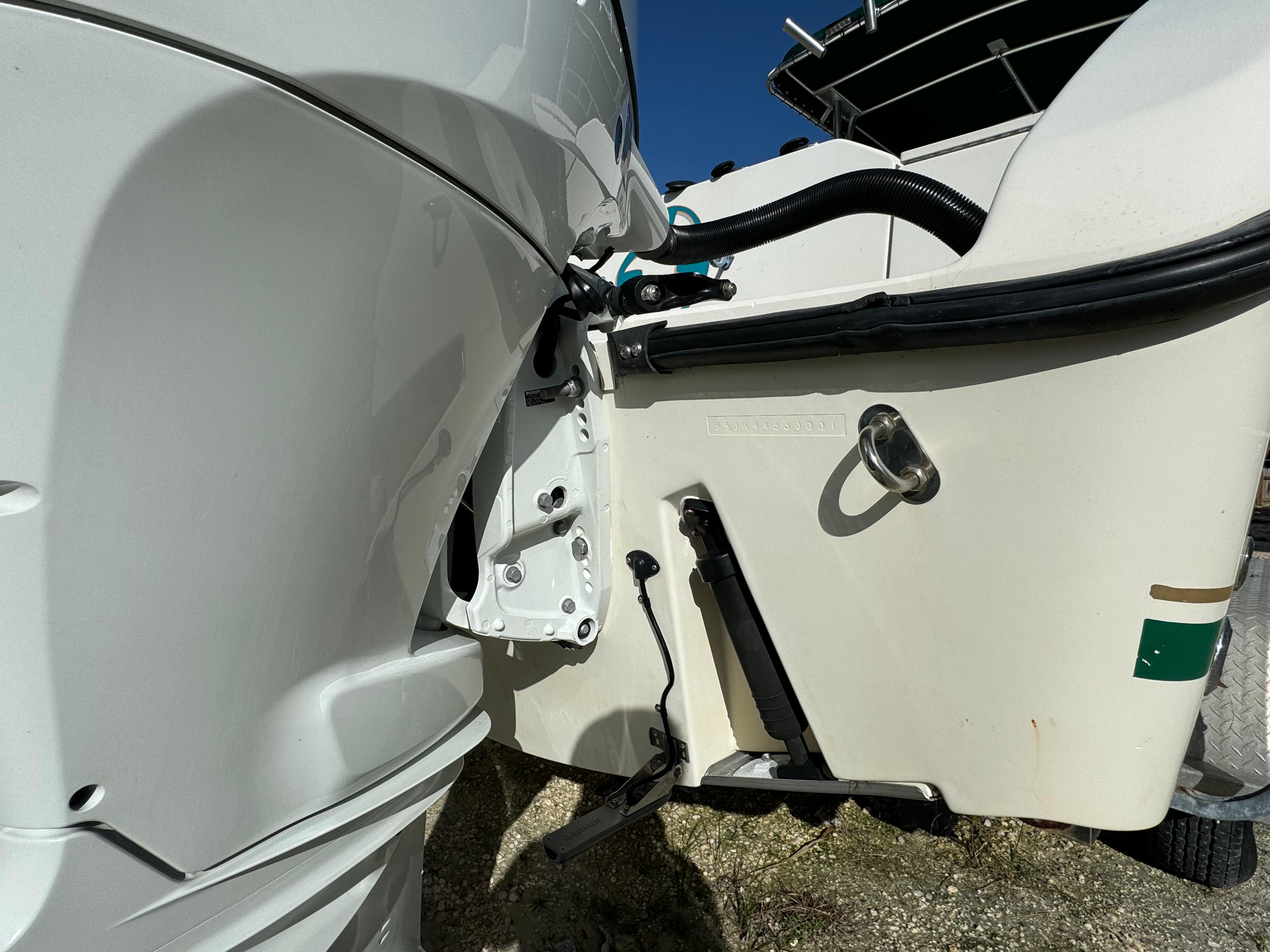 2001 Pursuit 2470 Walkaround Fischerboot (Salzwasser) Kaufen - YachtWorld