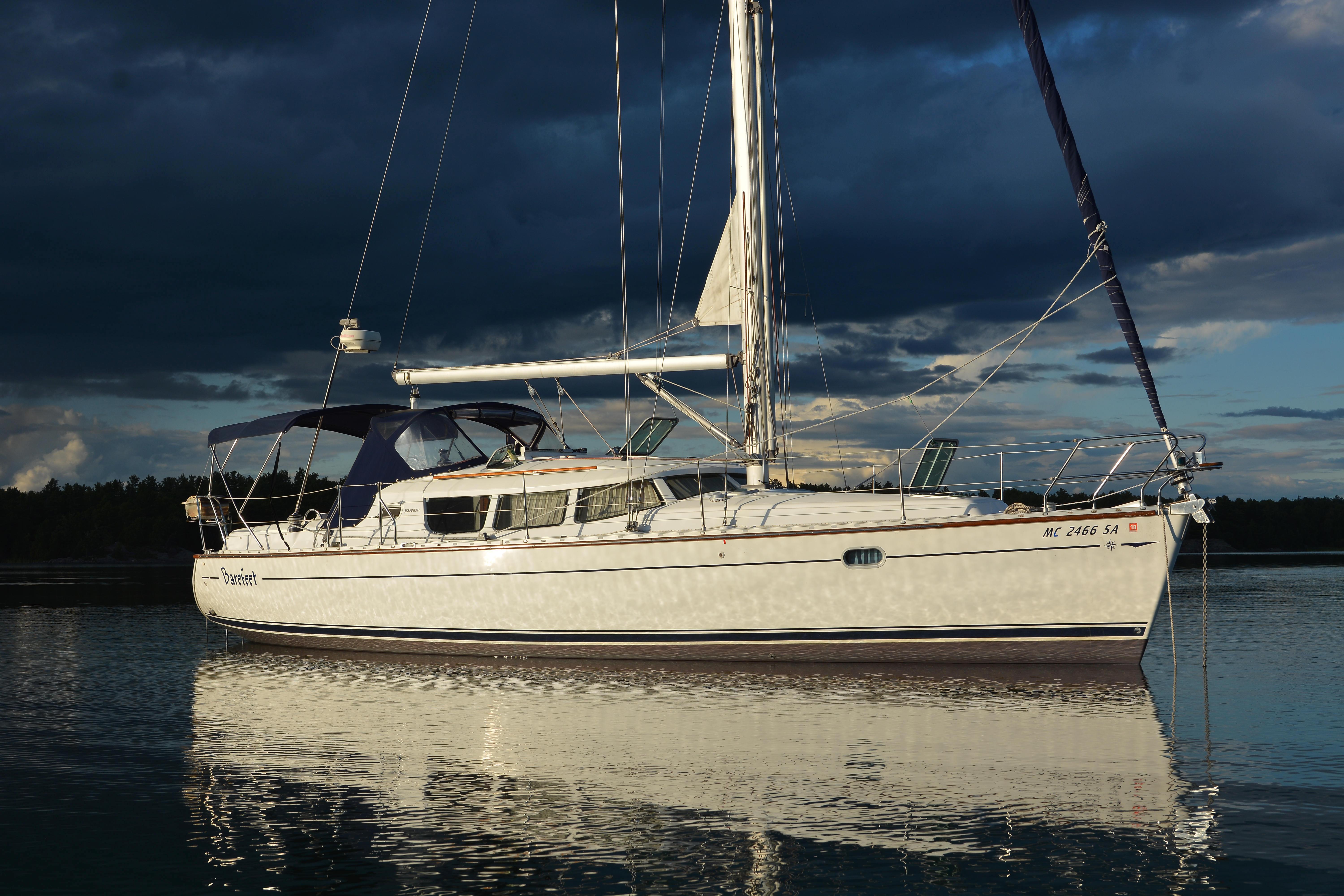 2000 Jeanneau Sun Odyssey 40 DS Deck Saloon for sale - YachtWorld