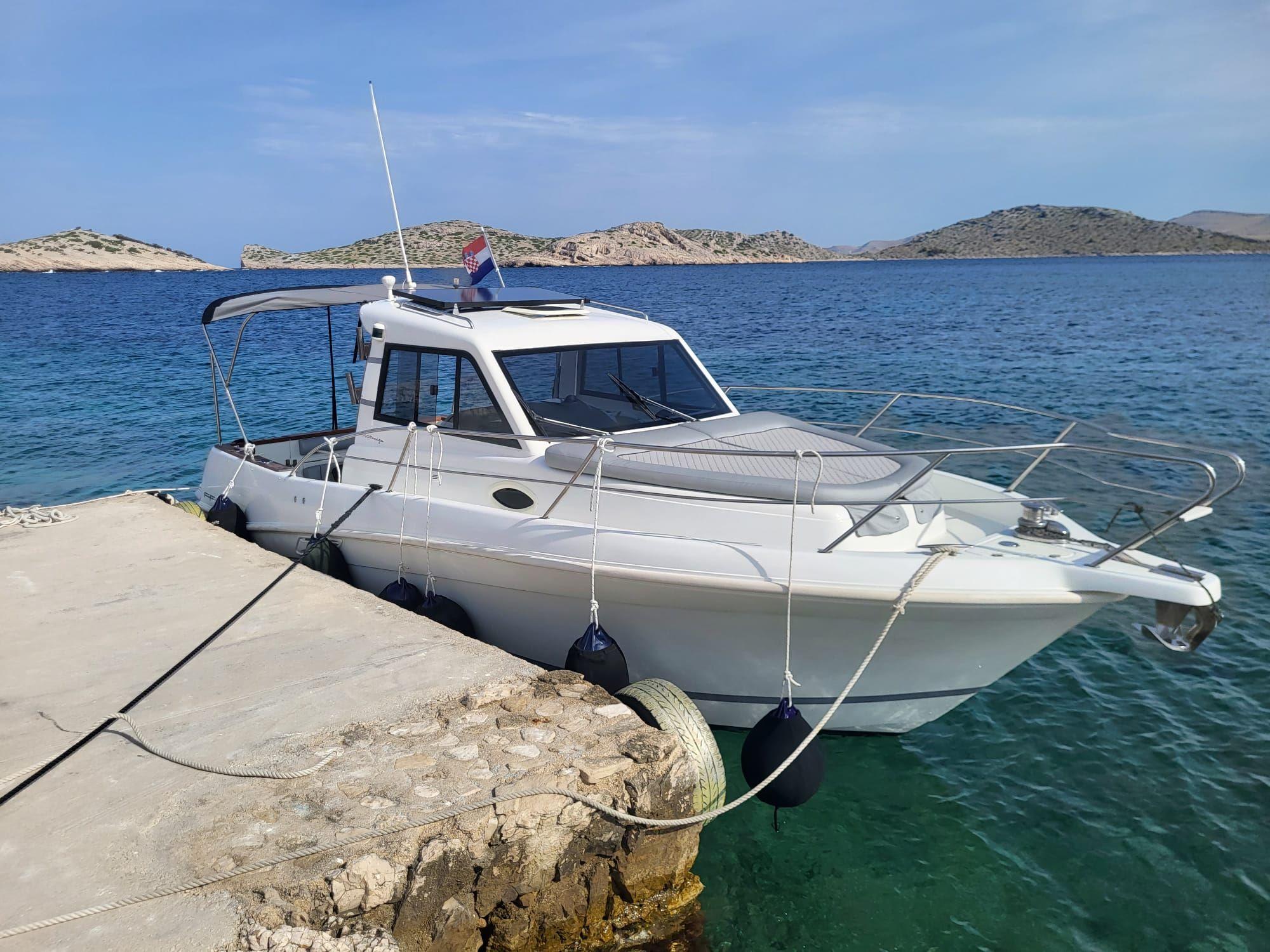 Faeton Moraga 790 Usado - Cosas de Barcos