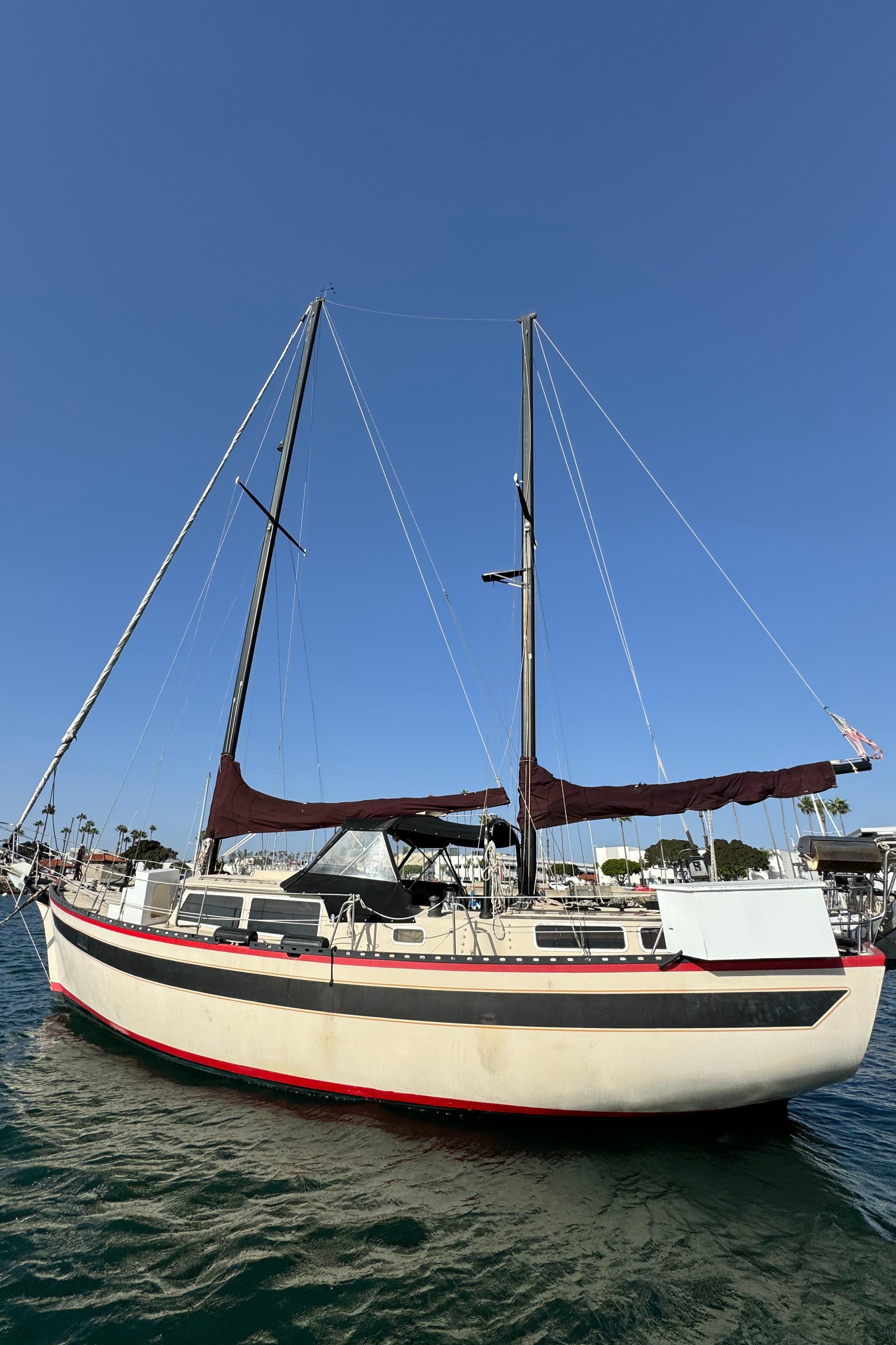 1977 Islander Freeport Ketch Rig Ketch for sale - YachtWorld