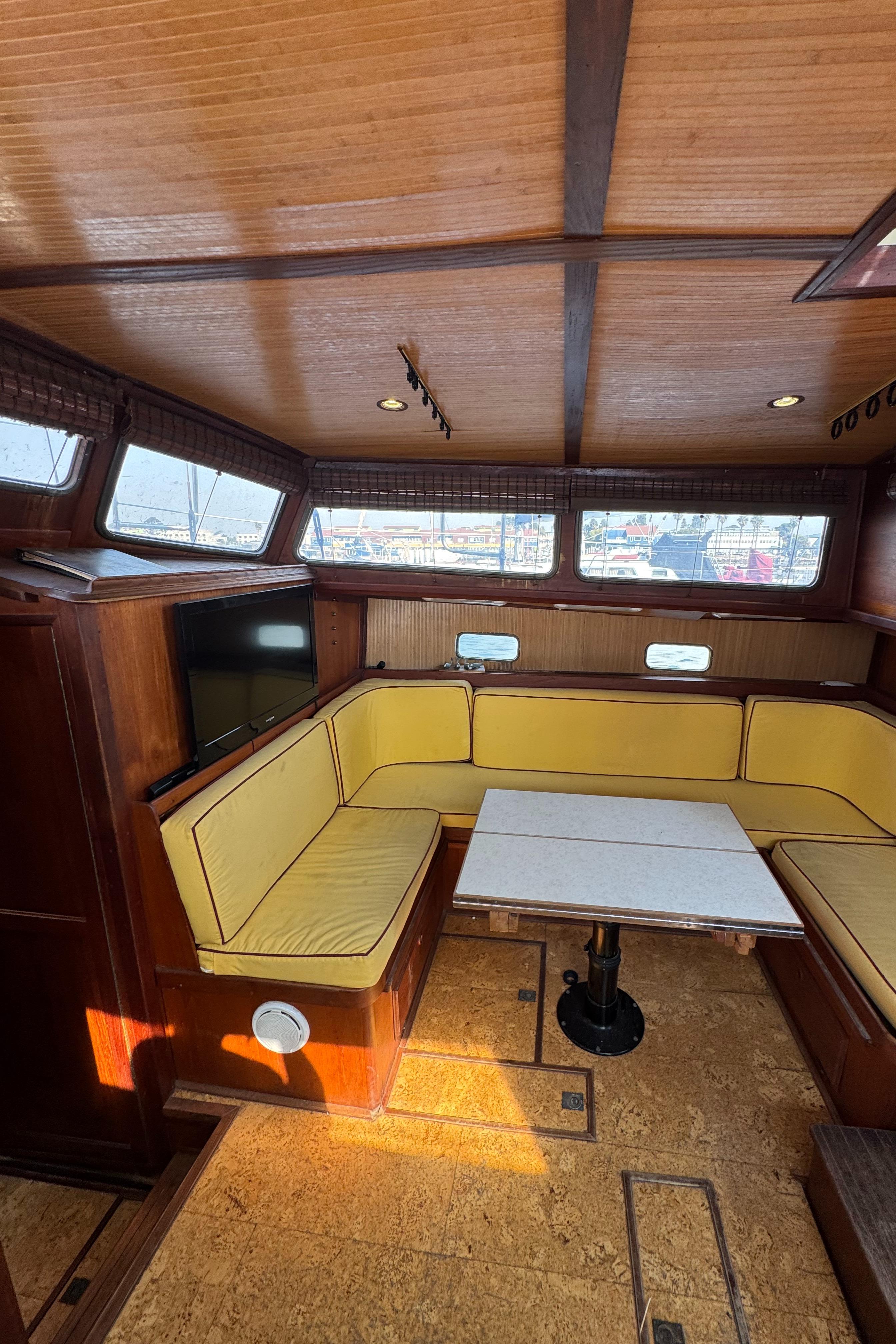 1977 Islander Freeport Ketch Rig Ketch for sale - YachtWorld