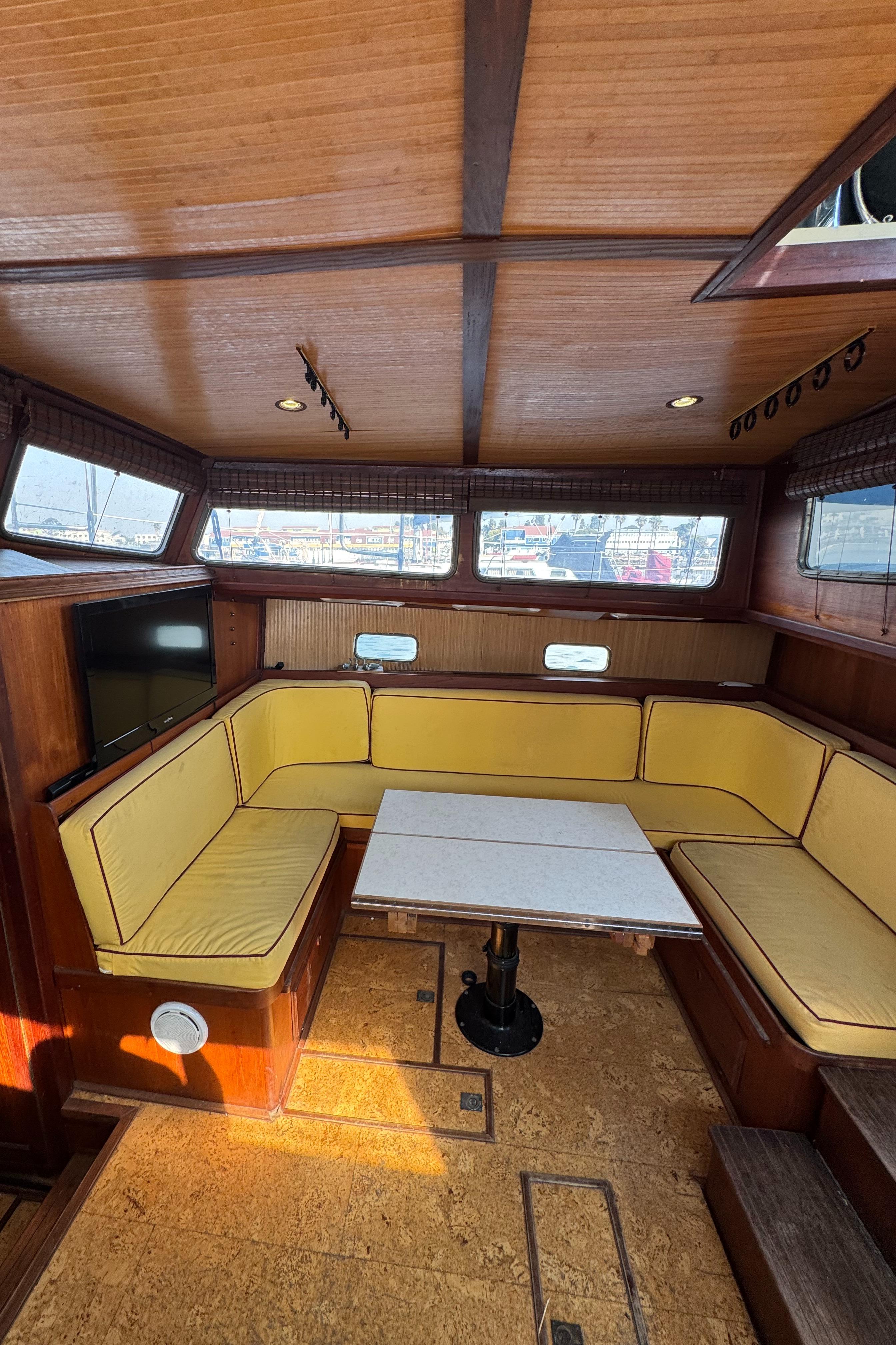 1977 Islander Freeport Ketch Rig Ketch for sale - YachtWorld