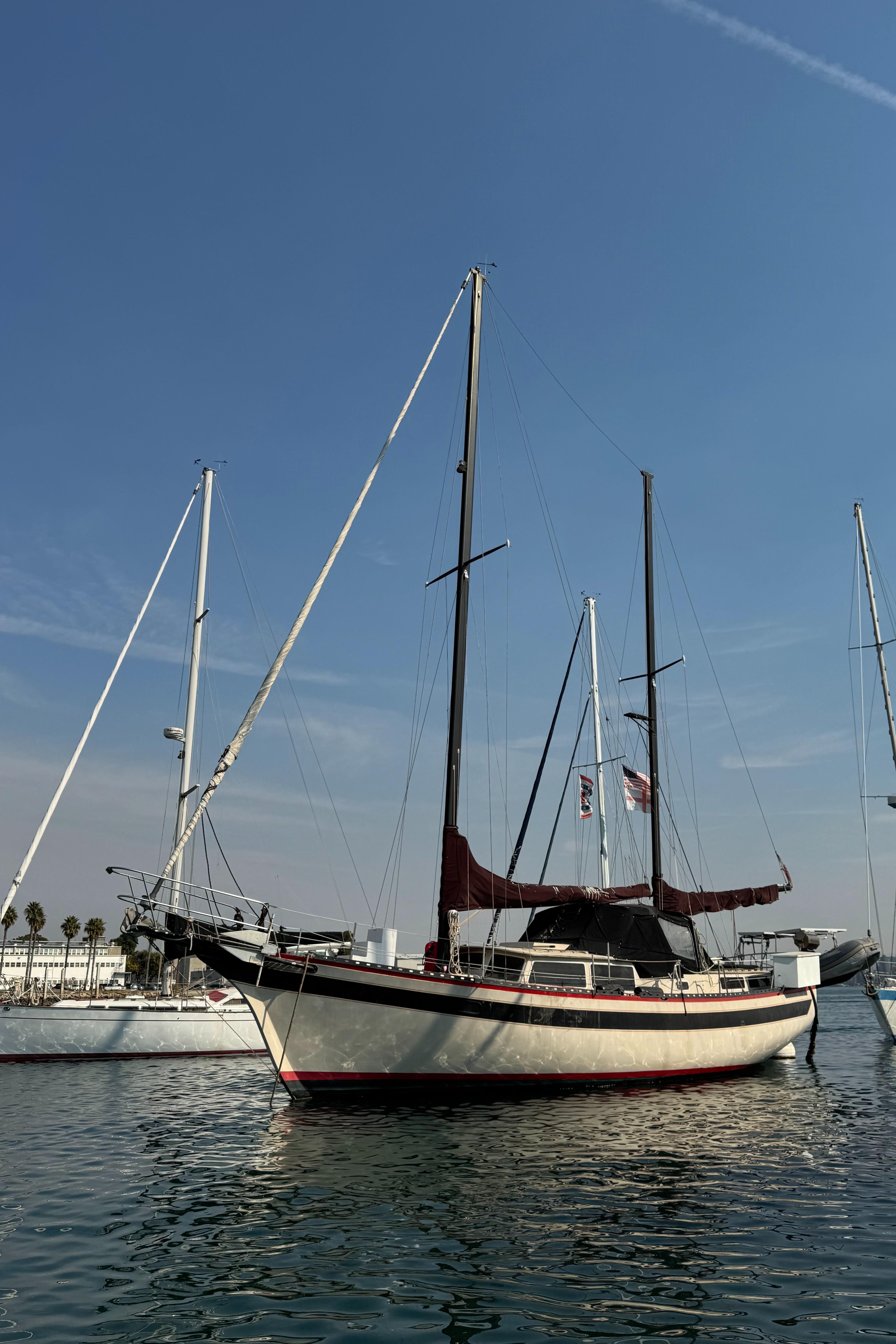 1977 Islander Freeport Ketch Rig Ketch for sale - YachtWorld