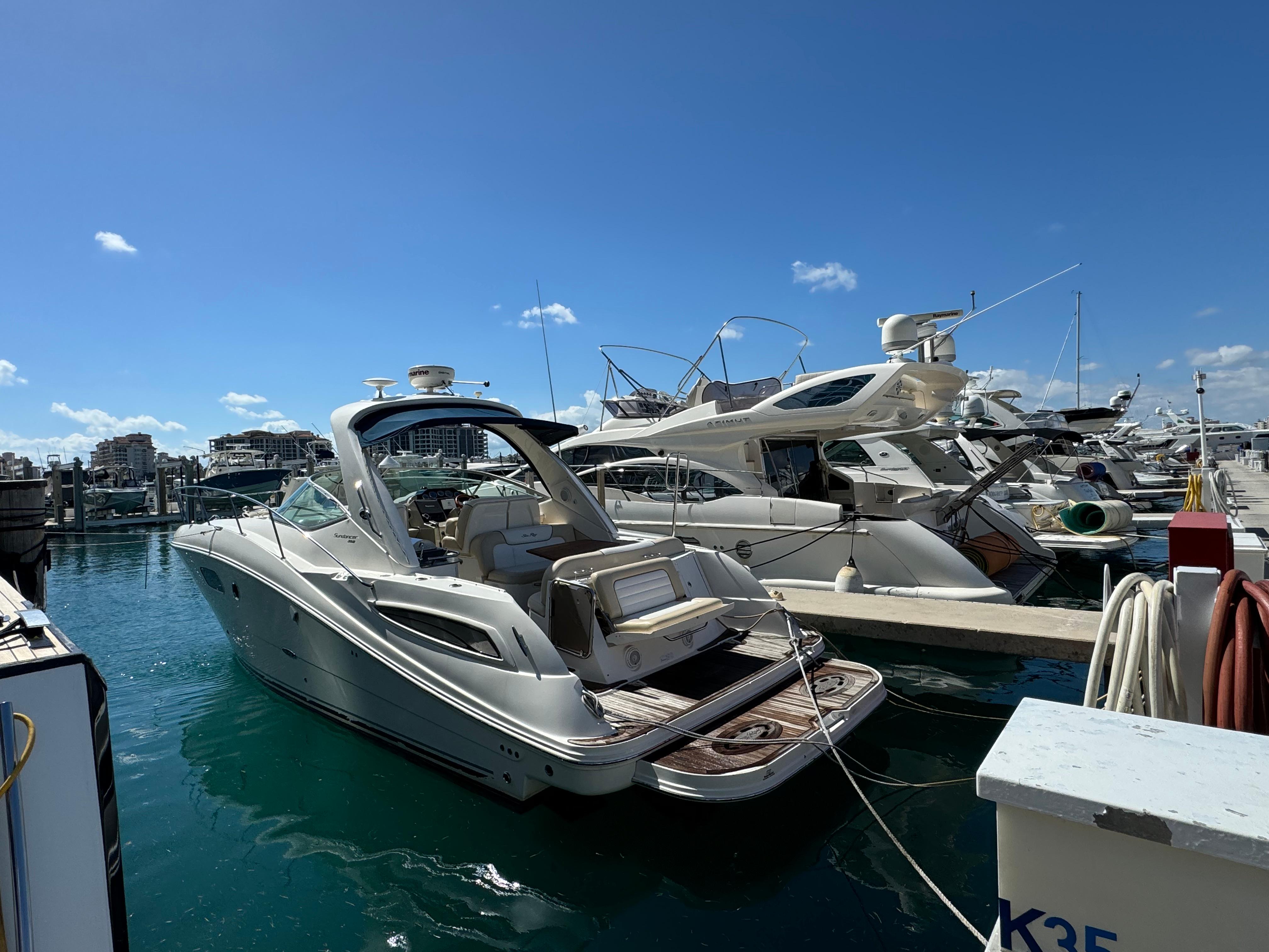 Used 2012 Sea Ray 350 Sundancer - Florida | TopBoats