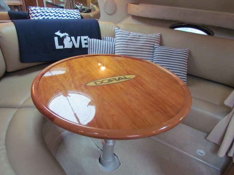 2004 Doral 330 Elegante - Weber Yachts