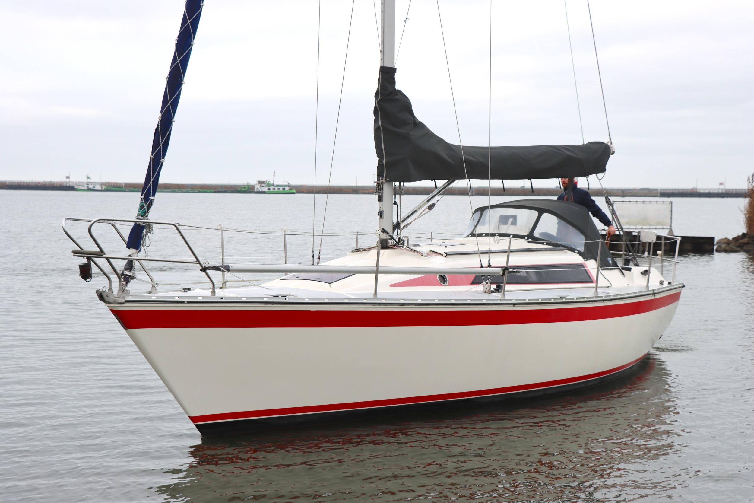 Used Friendship 33 - iNautia