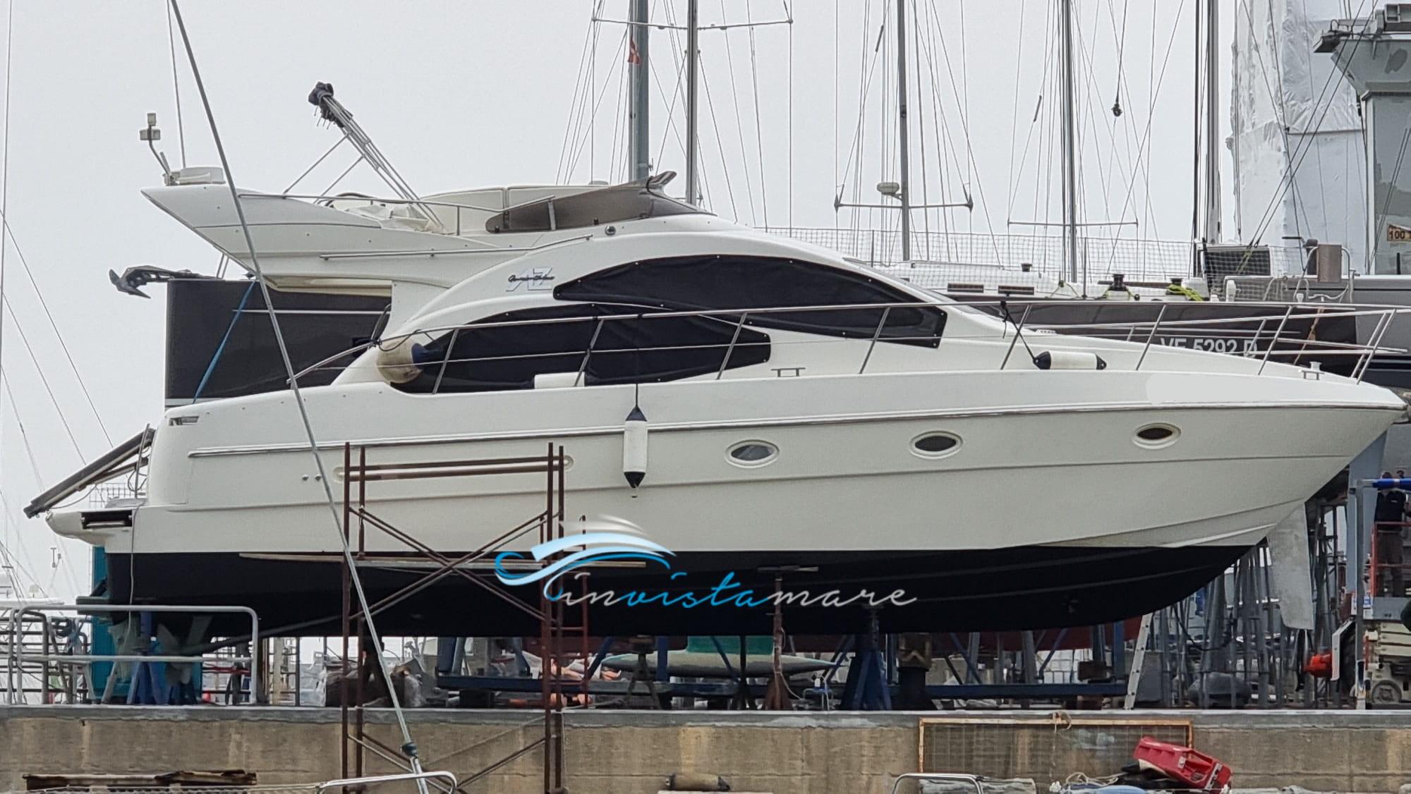 Azimut 42 FLY | 13m | 1998 | Boats and Outboards