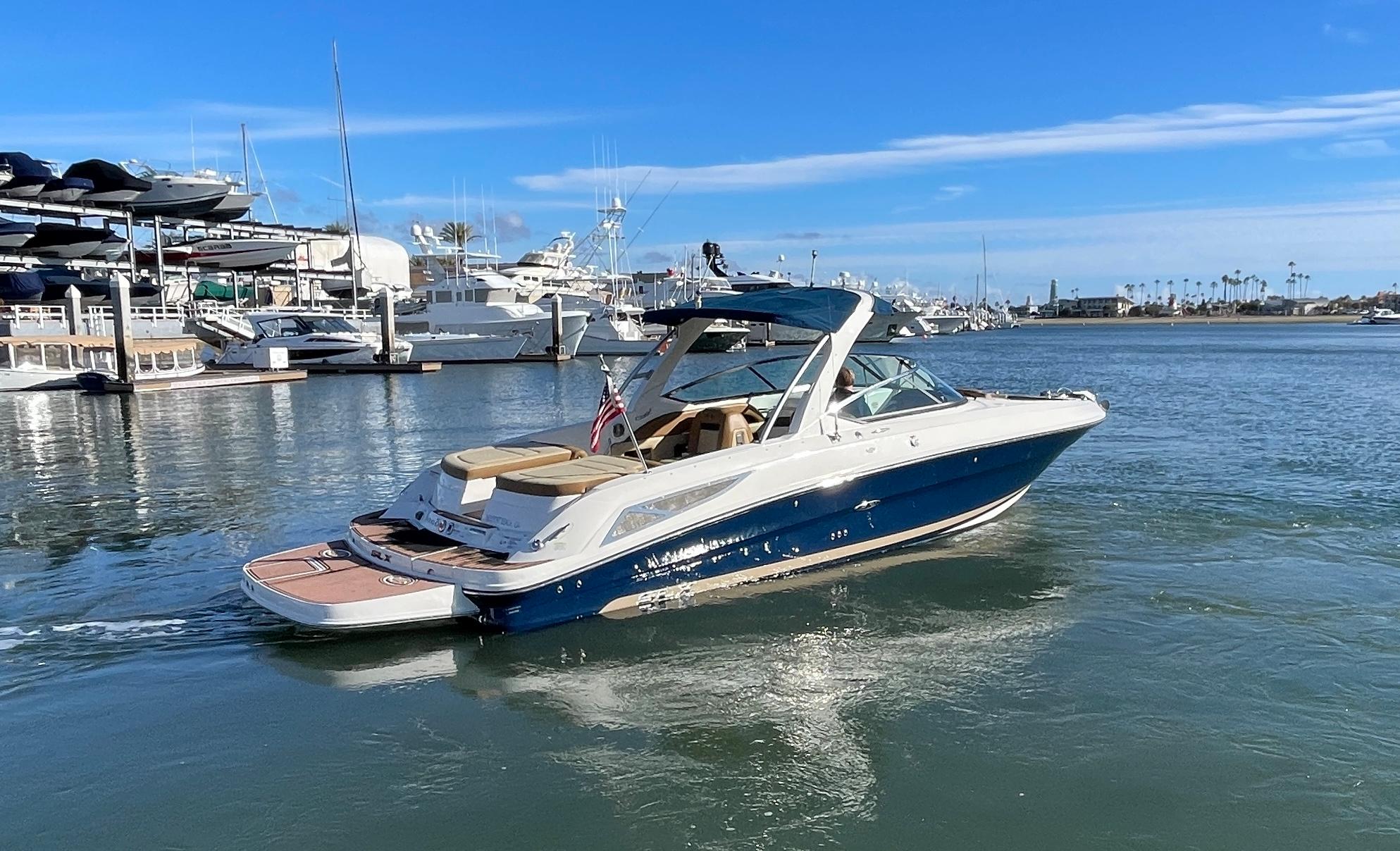 2015 Sea Ray 300 SLX Bowrider for sale - YachtWorld