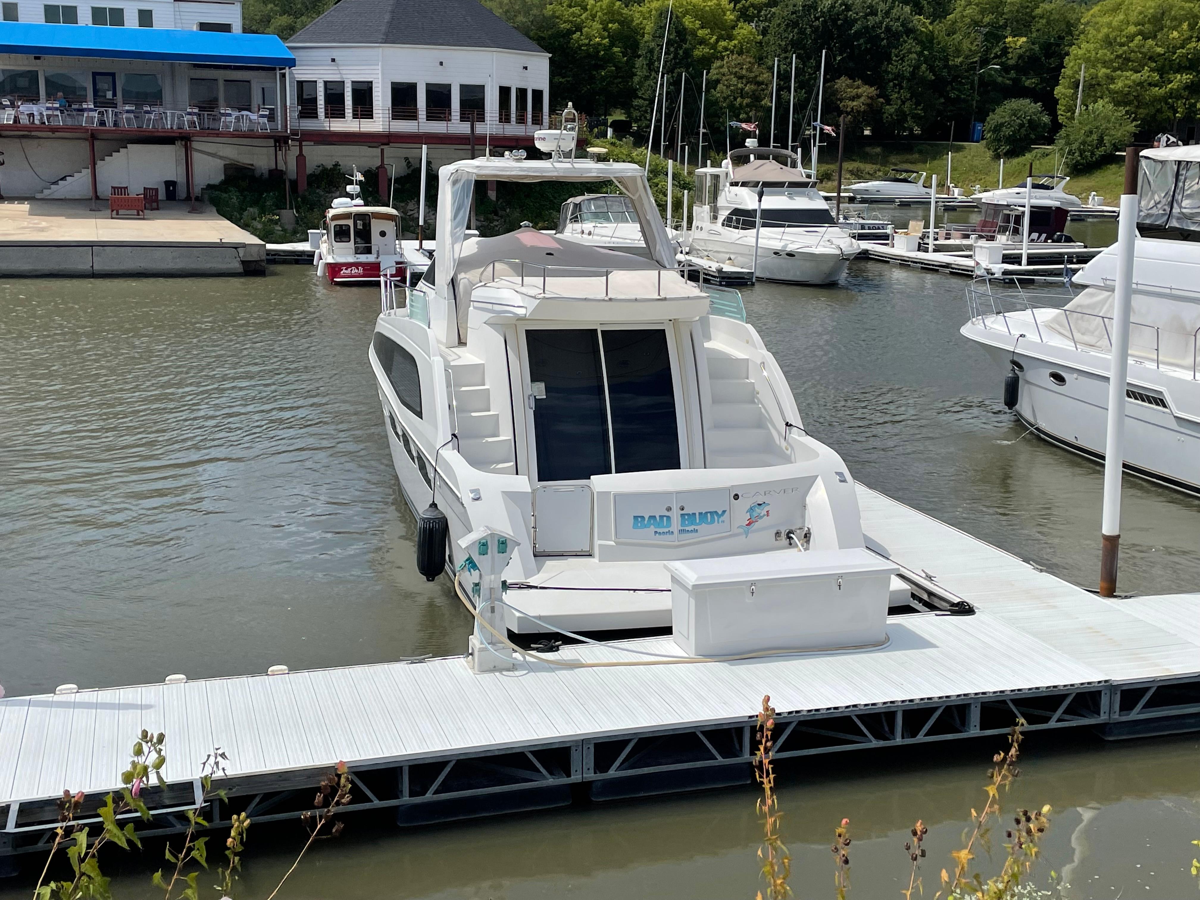 2009 Carver 44 Sojourn Motor Yacht for sale - YachtWorld