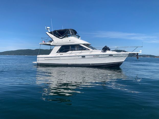 1996 Bayliner 3388 Command Bridge Motoryacht Motor Yachts for sale ...