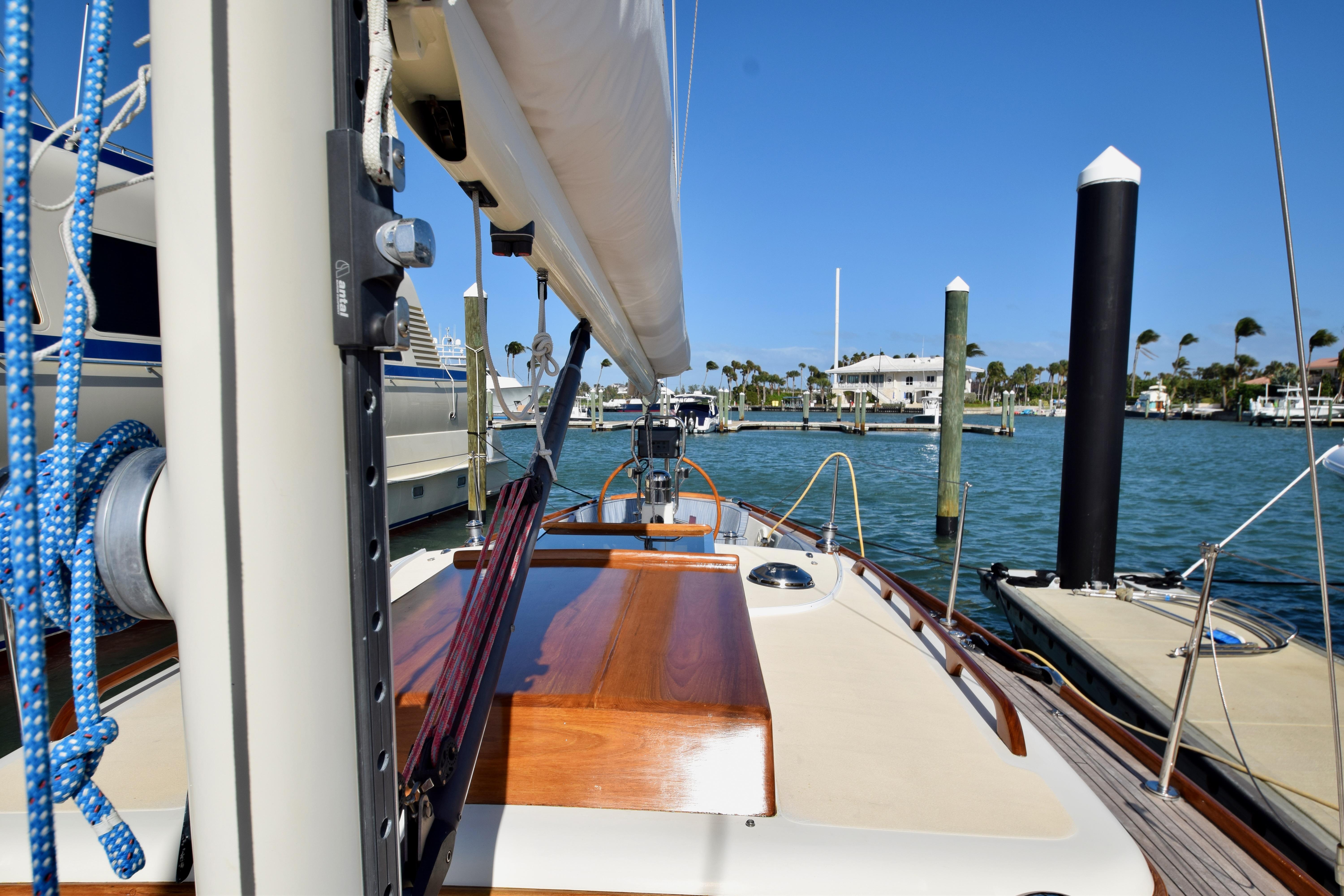 2009 Morris M36 Daysailer for sale - YachtWorld