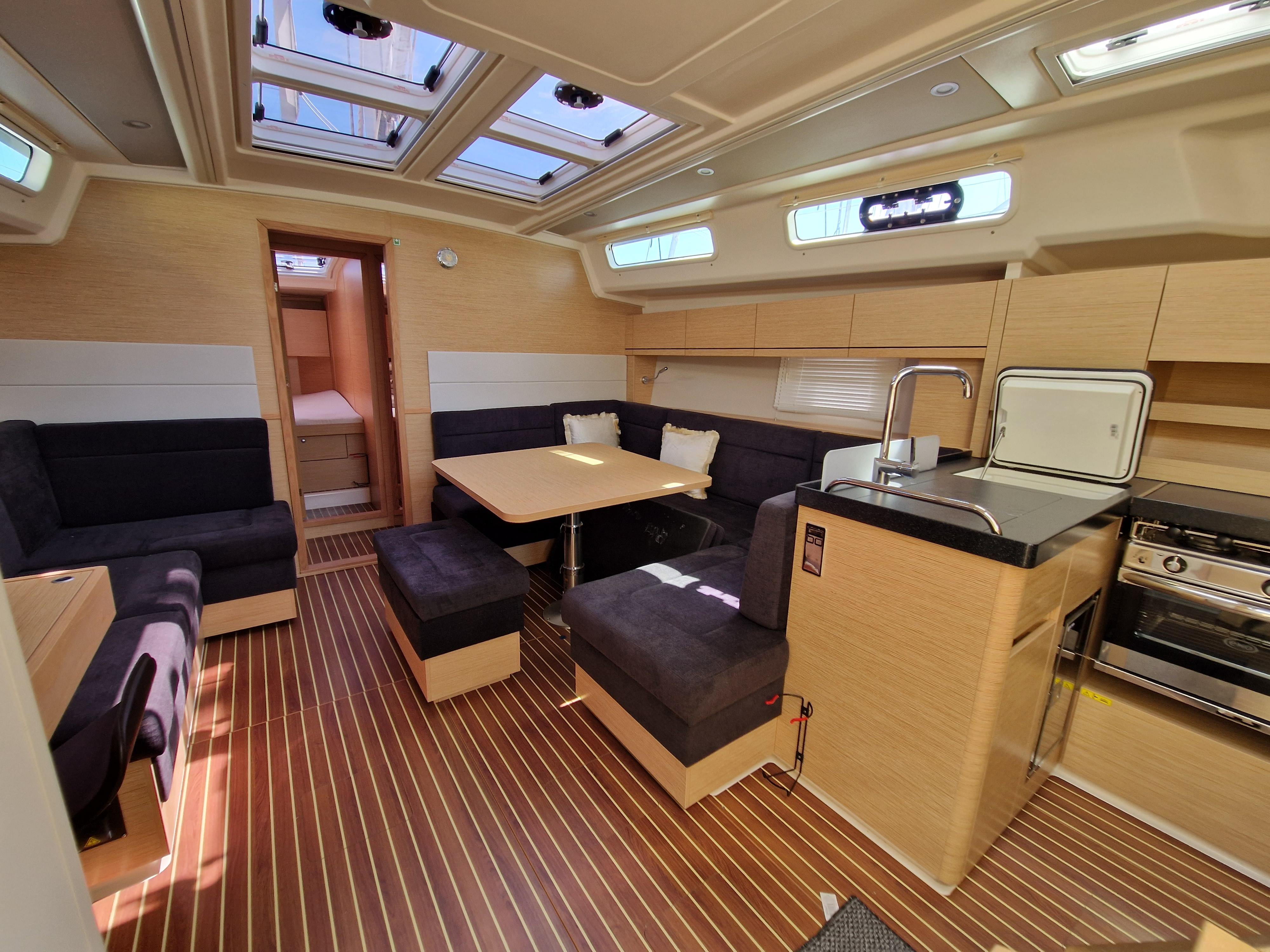 2020 Hanse 458 Cruiser for sale - YachtWorld