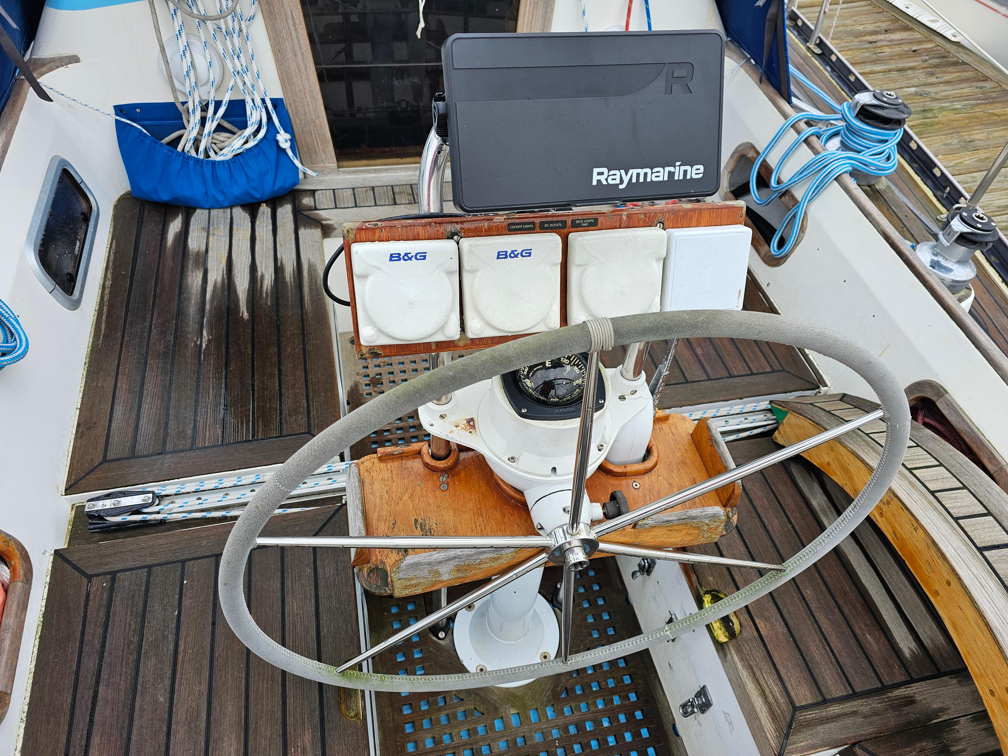 1984 Rustler 36 Cruiser for sale - YachtWorld