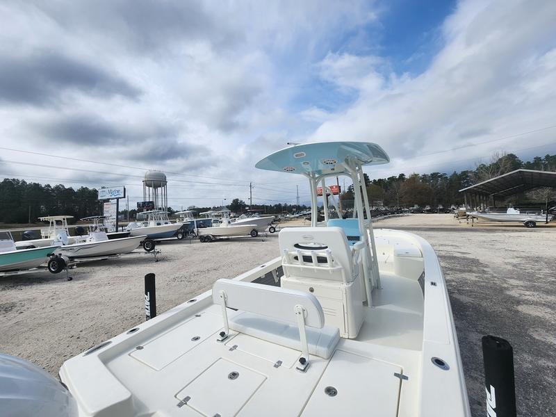 2024 Pathfinder 2600 HPS Centre Console for sale - YachtWorld