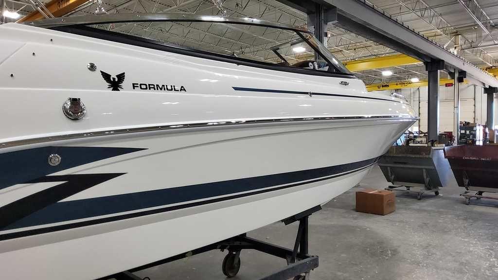 2025 Formula 240 Bowrider Bowrider for sale - YachtWorld
