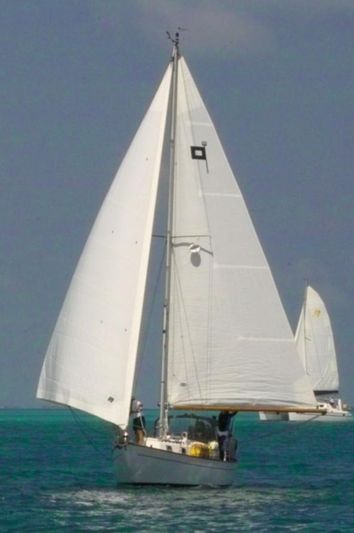 1967 Pearson Invicta Antique and Classic for sale - YachtWorld