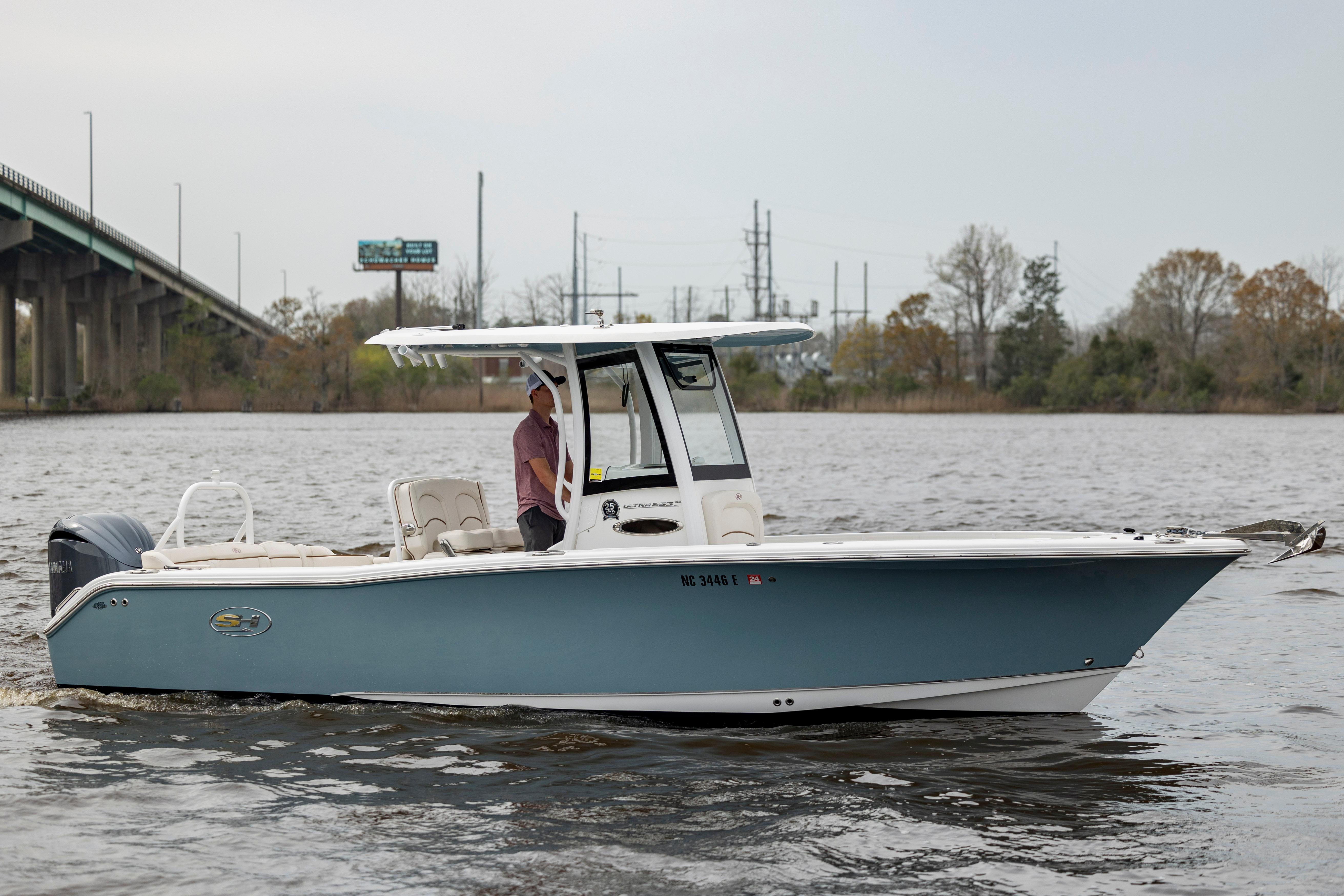 2021 Sea Hunt Ultra 255 Centre Console for sale - YachtWorld