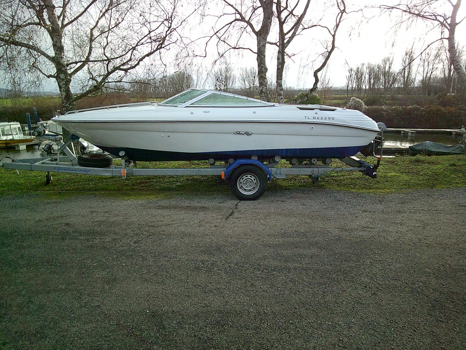 Occasion 1992 Sea Ray Sea Ray 200 BR - Gard ( 30 ) | TopBoats