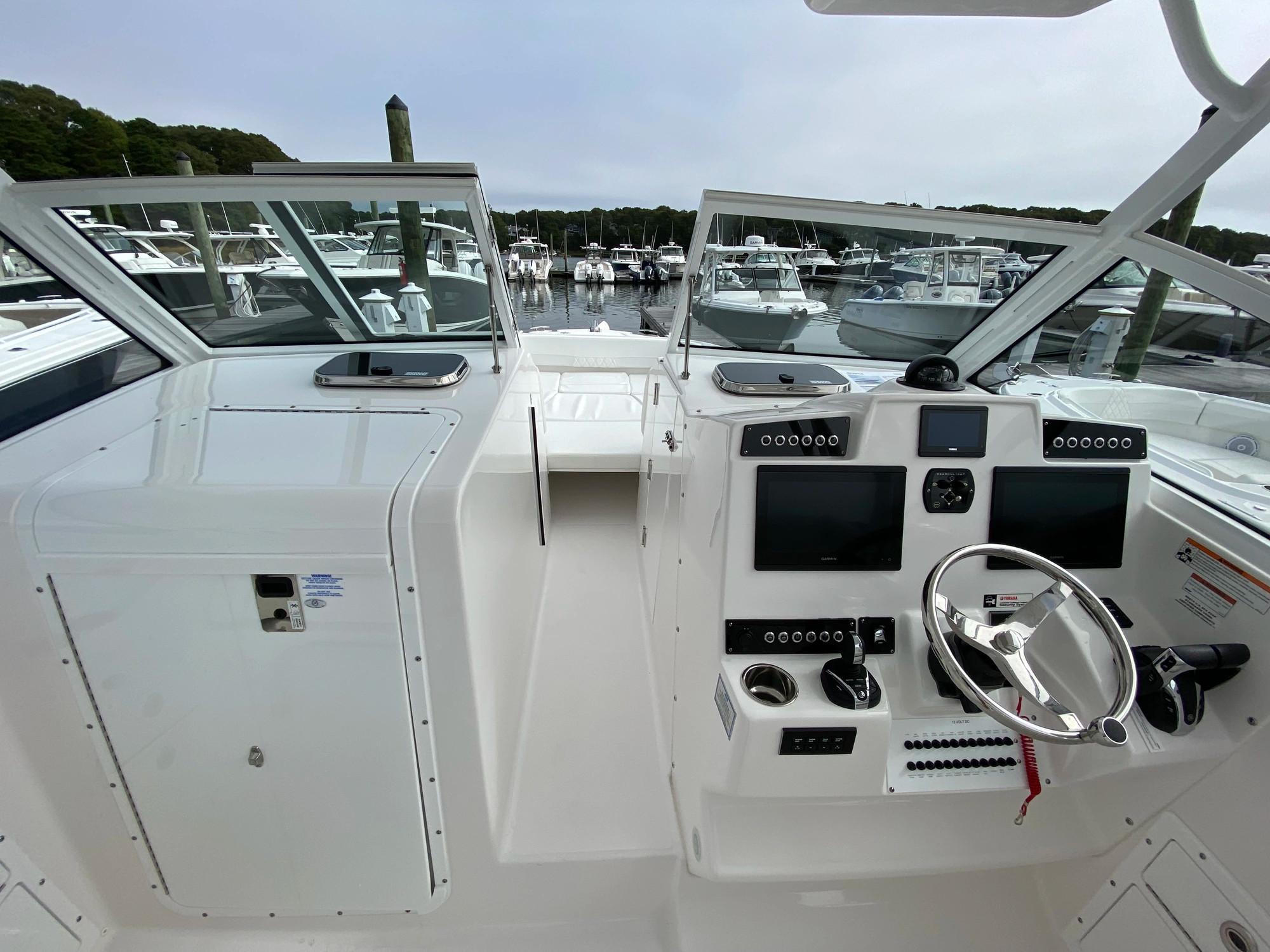 2023 Edgewater 280 CX Dual Console for sale - YachtWorld