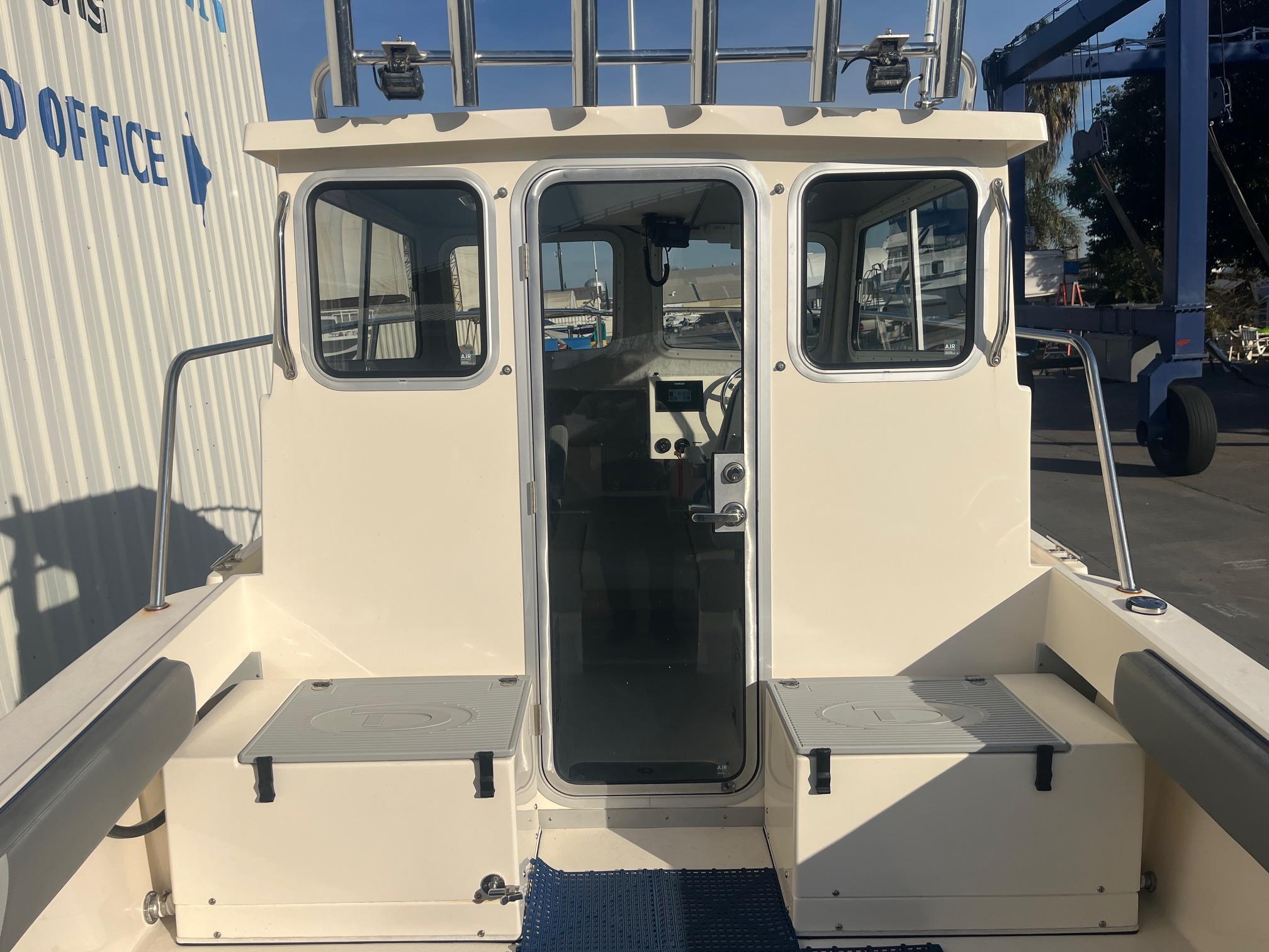 2023 Defiance Admiral 220 EX Pilothouse for sale - YachtWorld