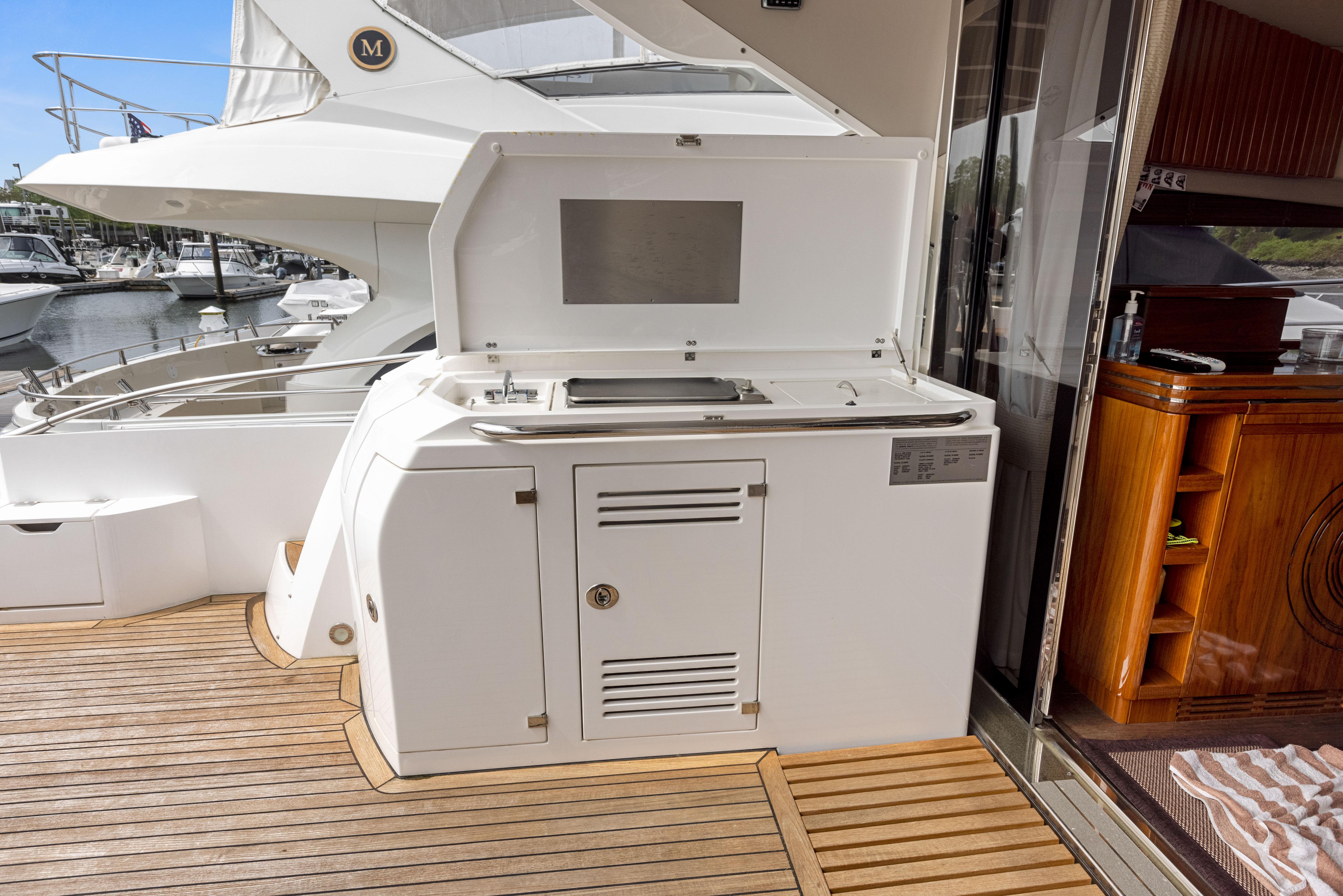 2015 Sunseeker Predator 68 Motor Yachts for sale - YachtWorld