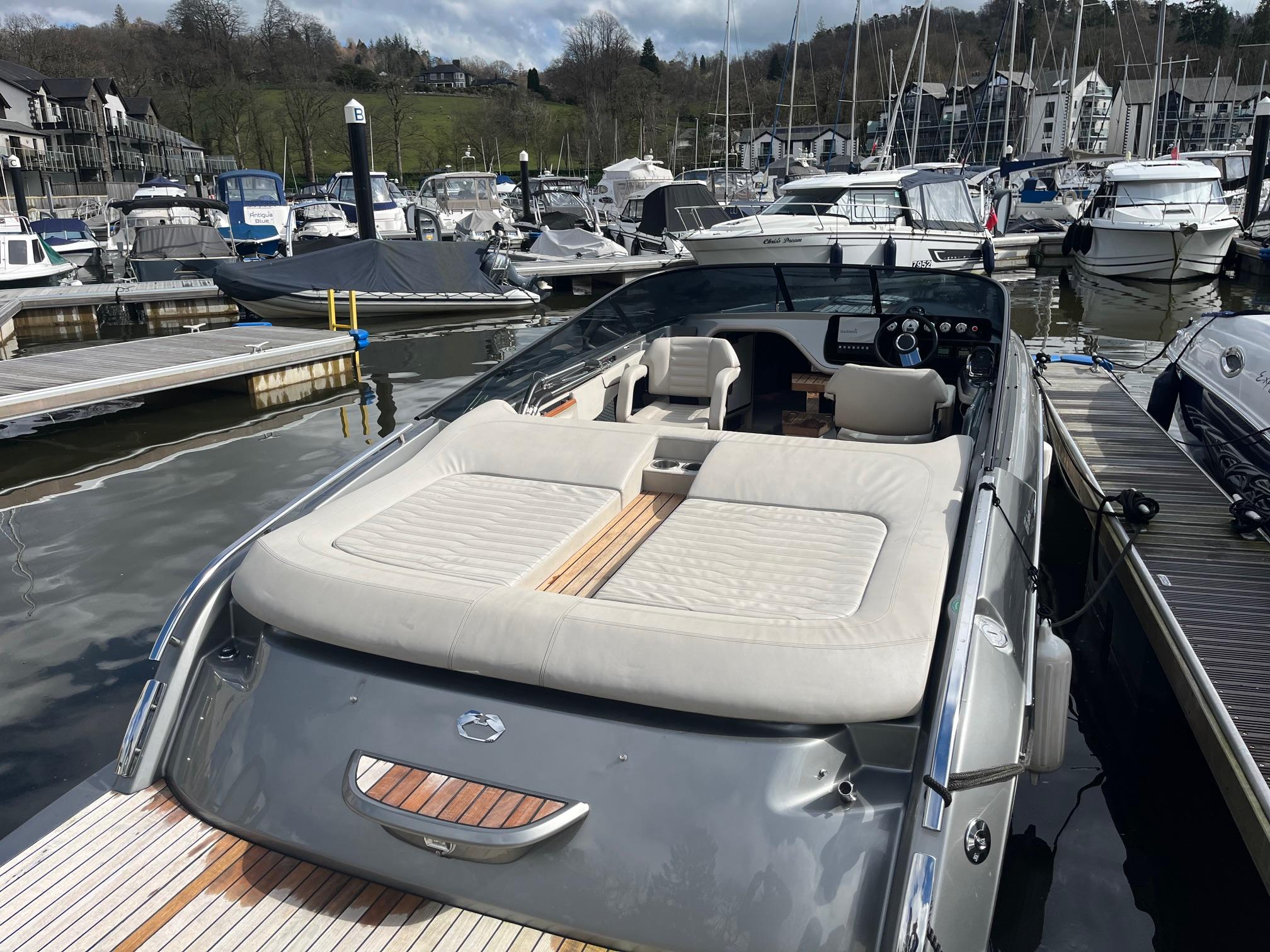 2020 Cranchi E26 Classic Cruiser for sale - YachtWorld