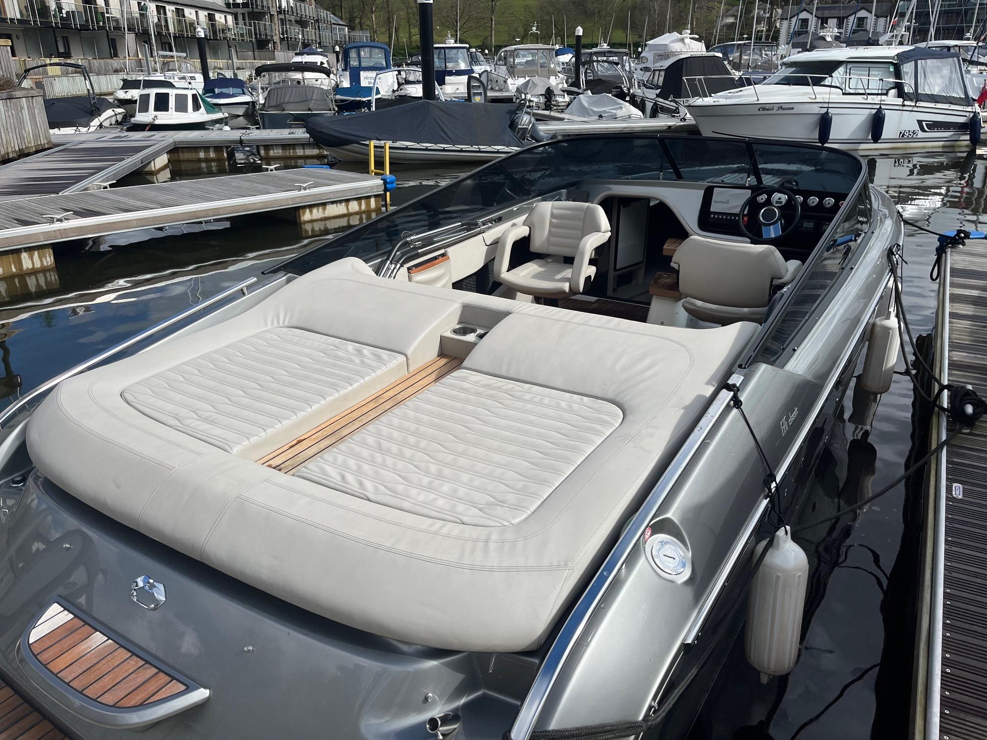 2020 Cranchi E26 Classic Cruiser for sale - YachtWorld