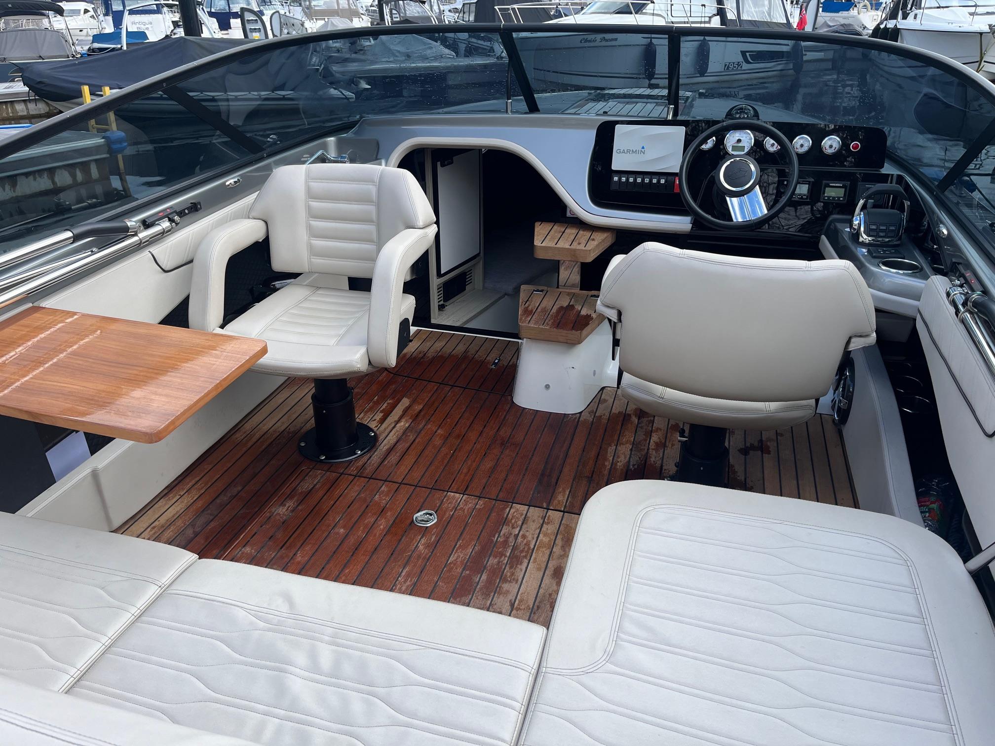 2020 Cranchi E26 Classic Cruiser for sale - YachtWorld