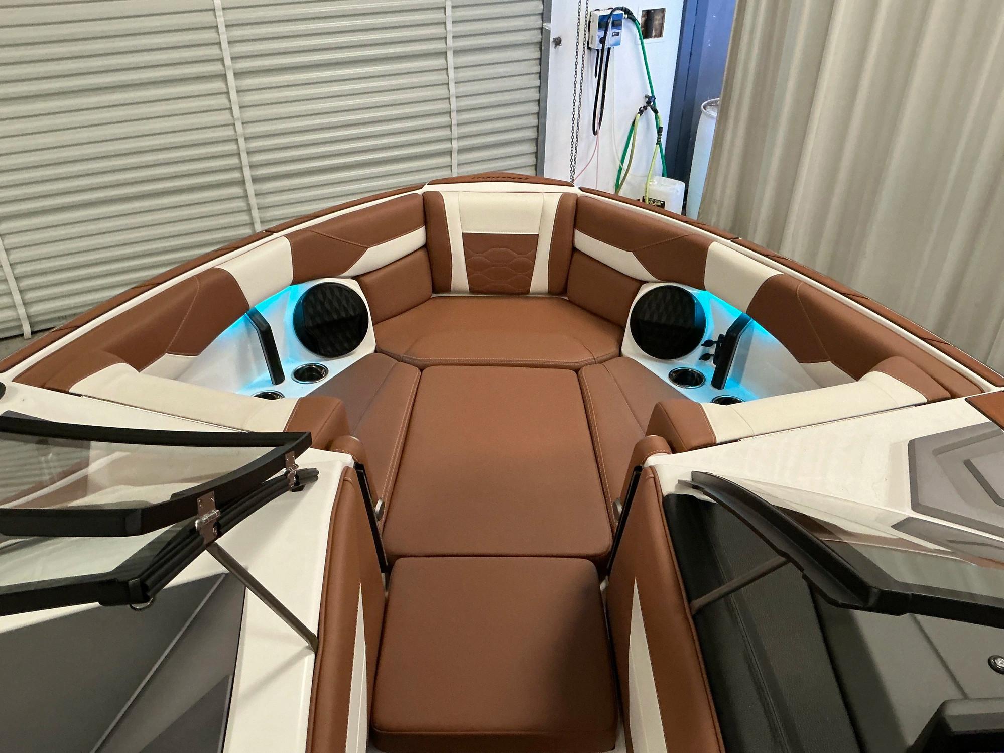2024 Malibu Wakesetter 23 LSV Ski and Wakeboard for sale - YachtWorld