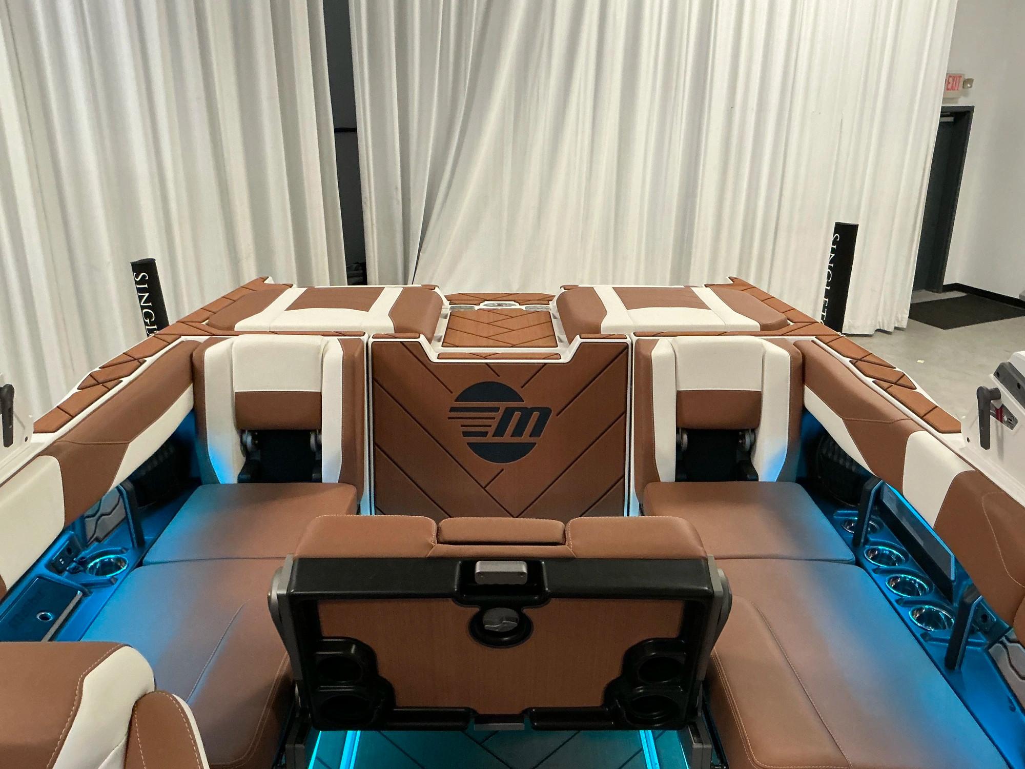 2024 Malibu Wakesetter 23 LSV Ski and Wakeboard for sale - YachtWorld