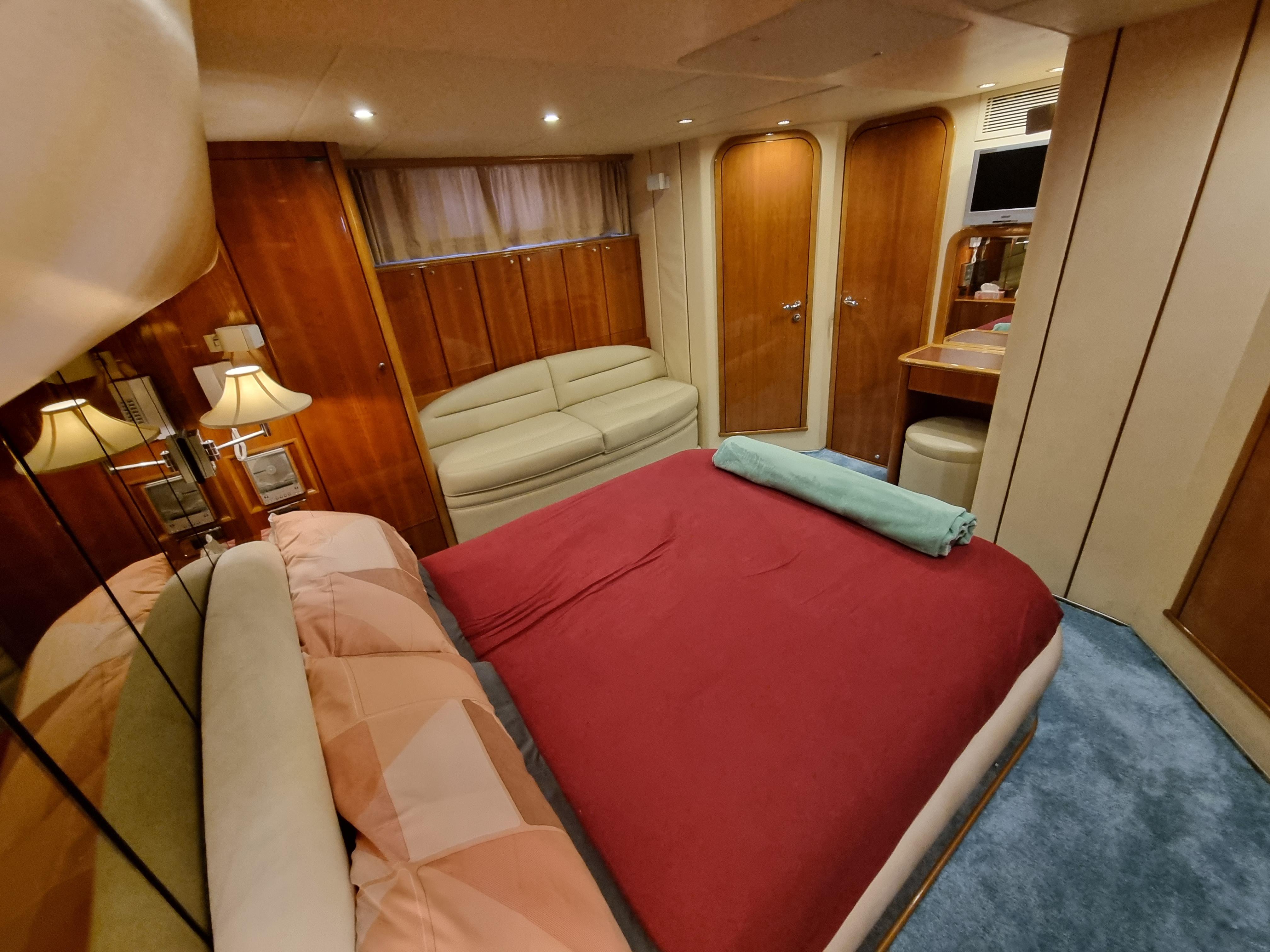 2001 Princess 20M Motor Yachts for sale - YachtWorld