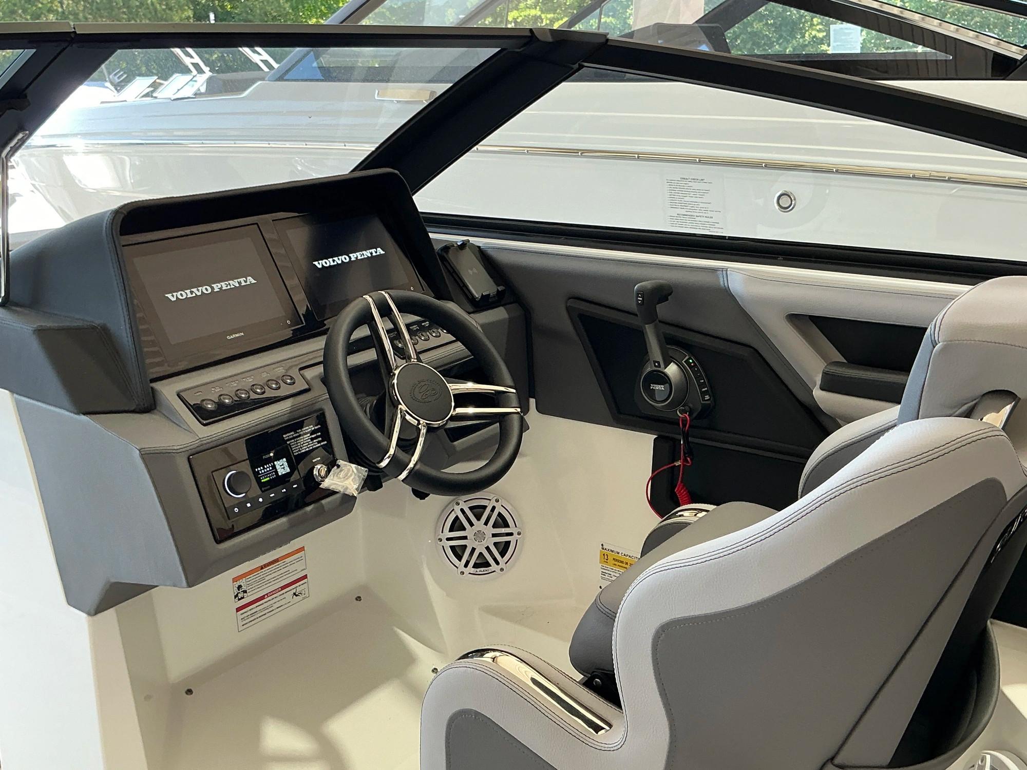 2024 Cobalt R4 Surf Bowrider for sale - YachtWorld